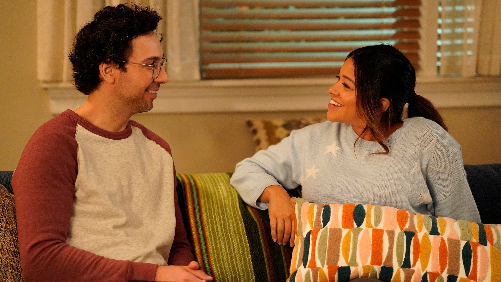 Watch Not Dead Yet S1 Episode 8 on Disney+ United Arab Emirates ...