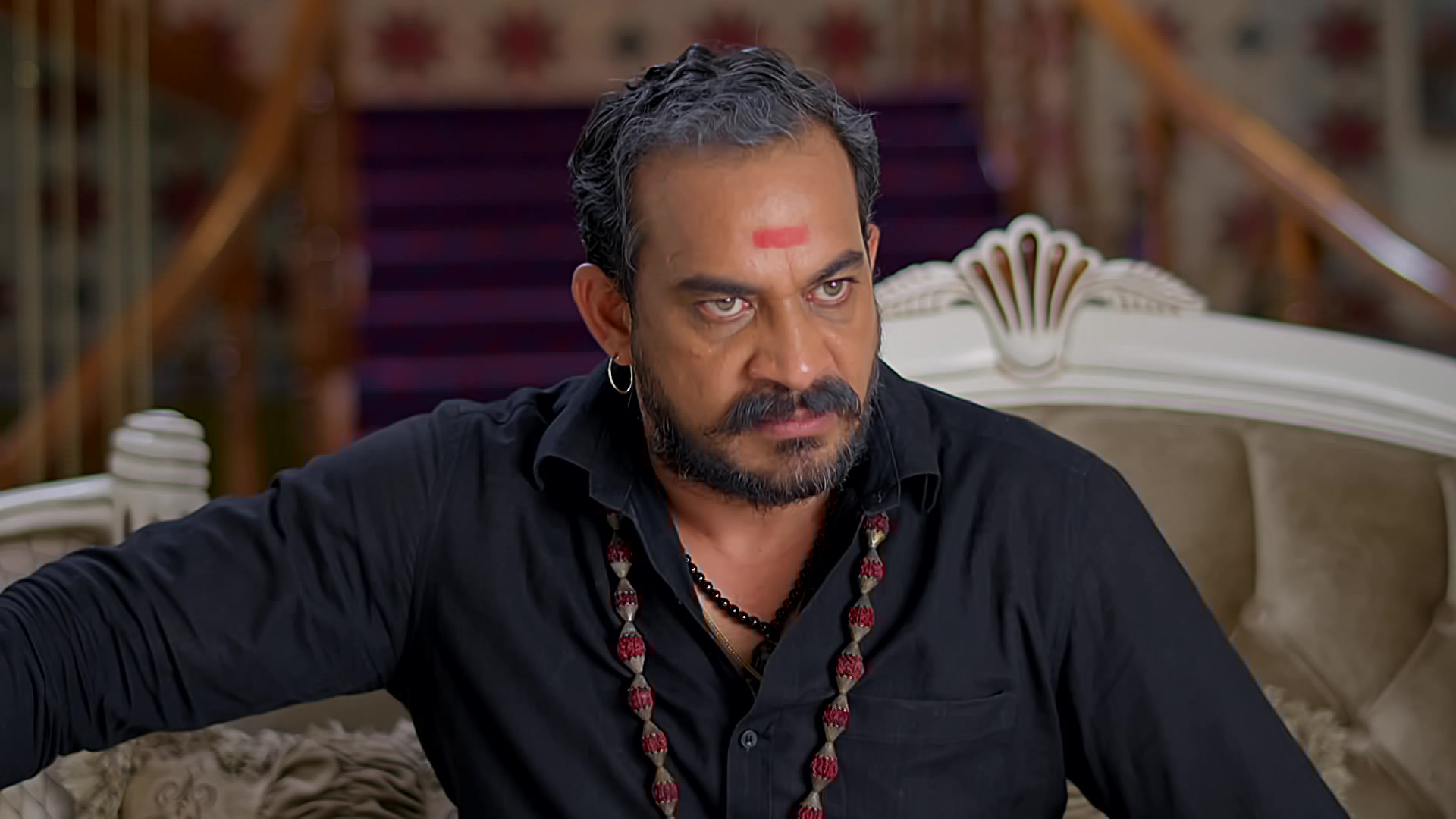 Watch Mahadevayya Confronts Satya Online