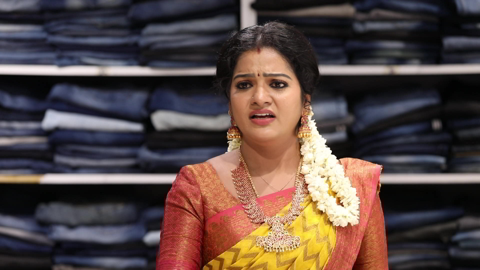 Stream Mulla Gets Locked Up in the Store Season 1 Episode 441 – Mulla ...