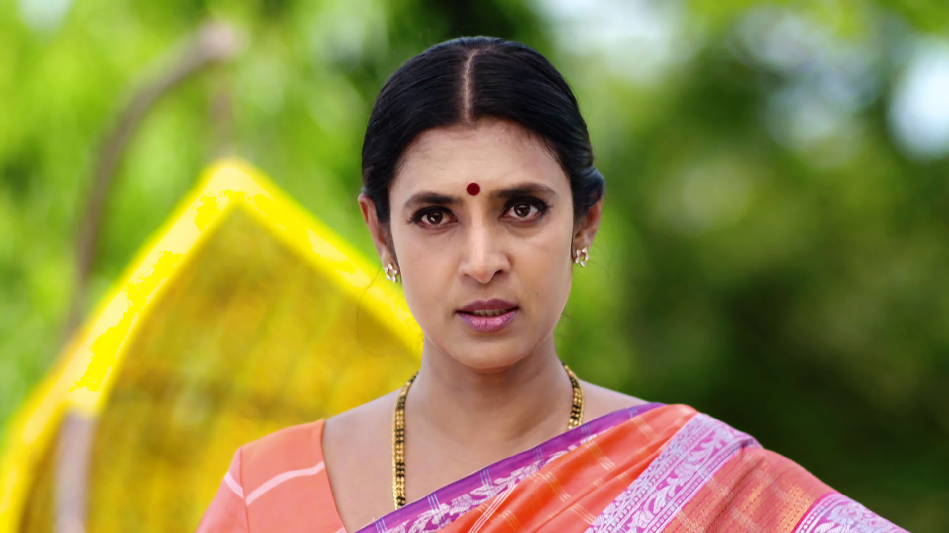 Watch Intinti Gruhalakshmi Episode 60 on JioHotstar