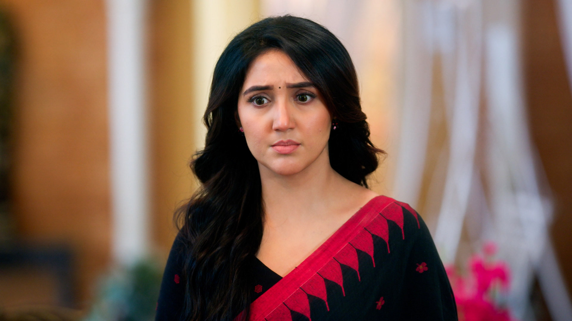Watch Suman Indori S1 Episode 225 on JioHotstar