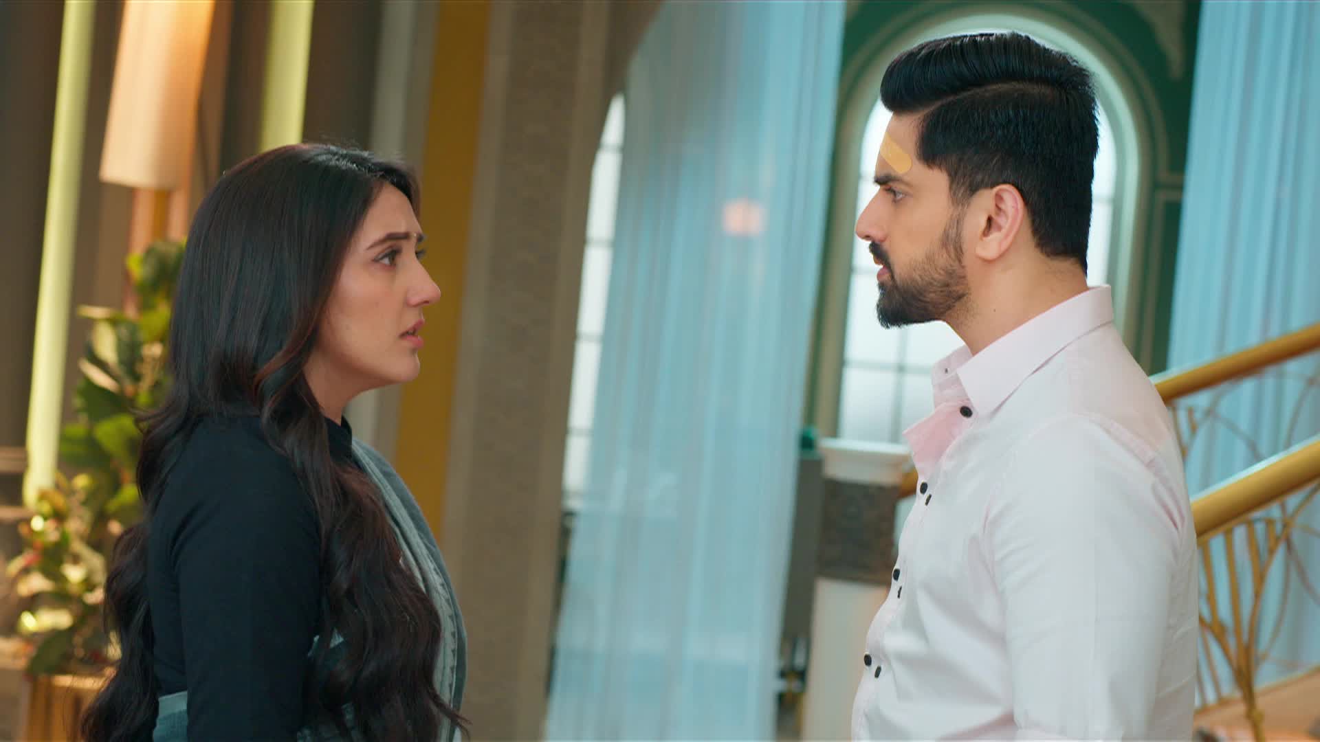 Watch Suman Indori S1 Episode 174 on JioHotstar