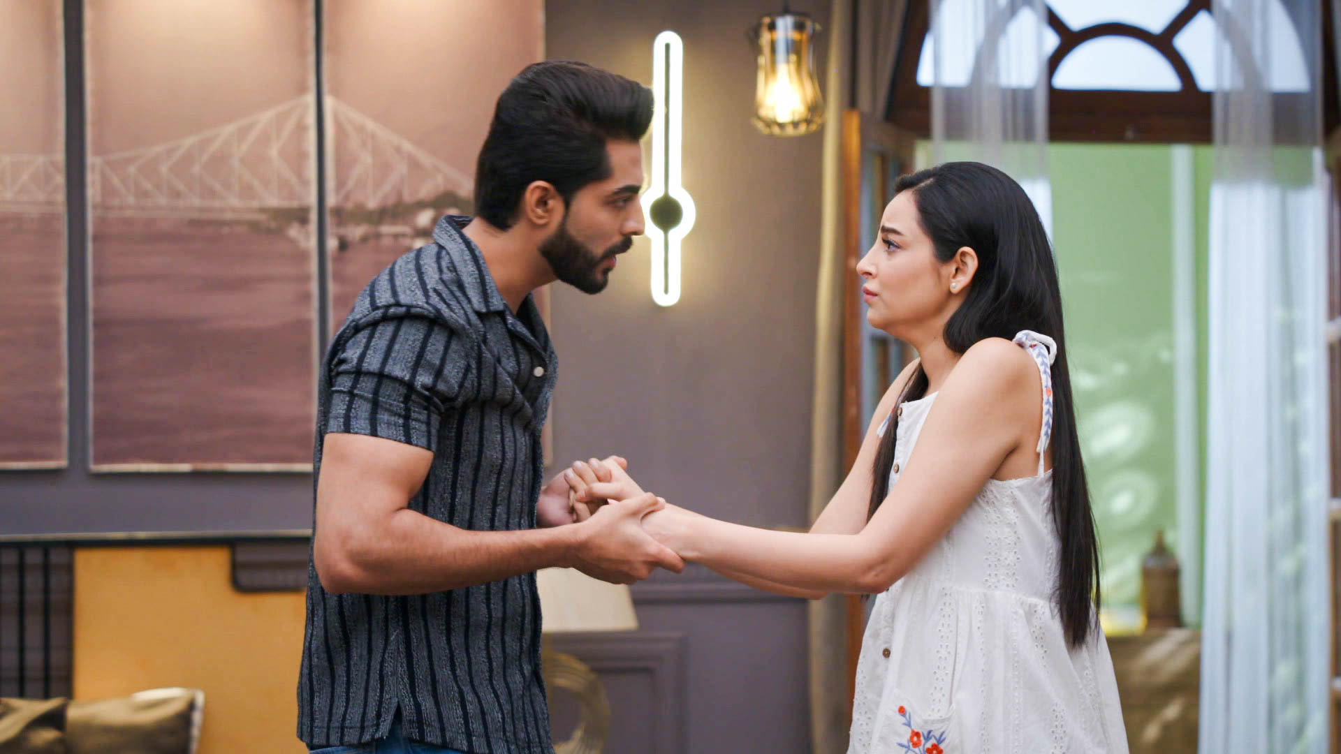 Watch Jhanak Episode 243 on JioHotstar