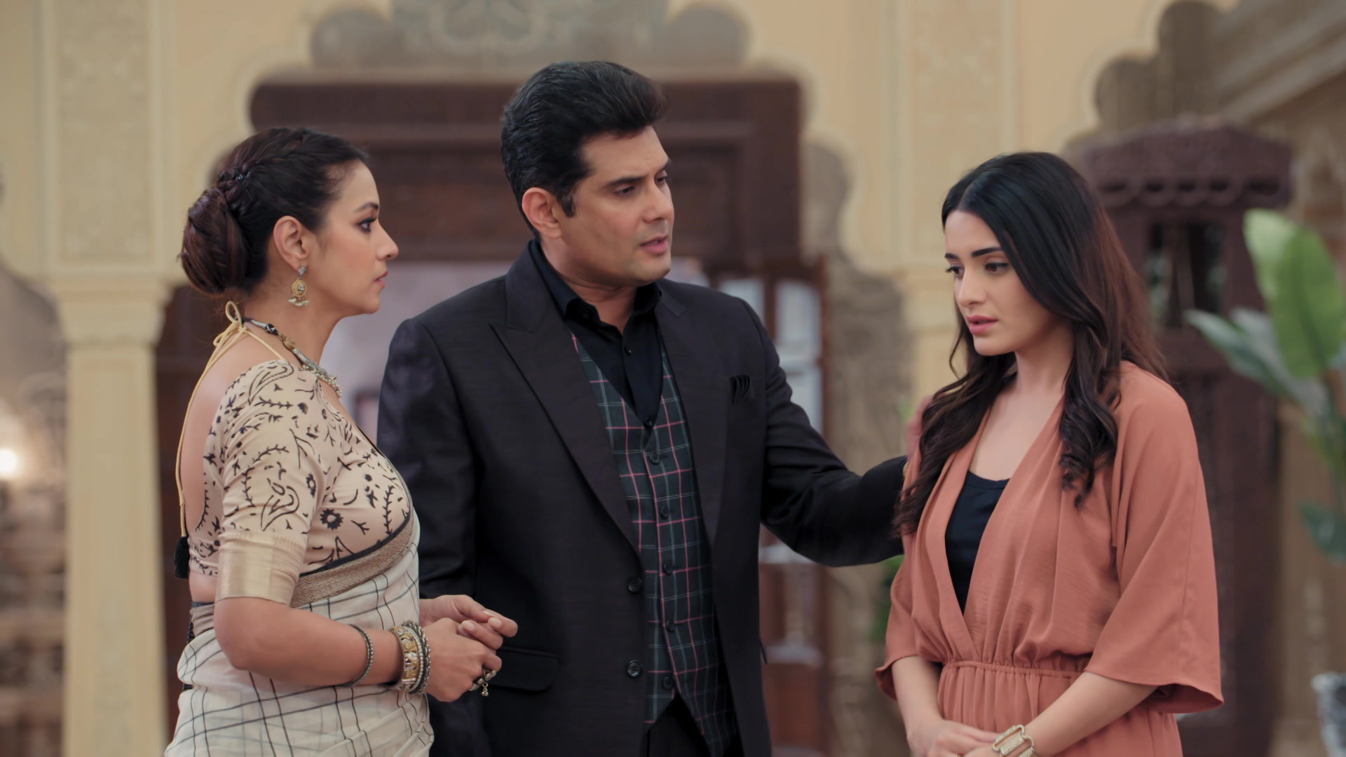 Stream Noina's Advice to Pari Season 2 Episode 70 – Noina's Advice to ...