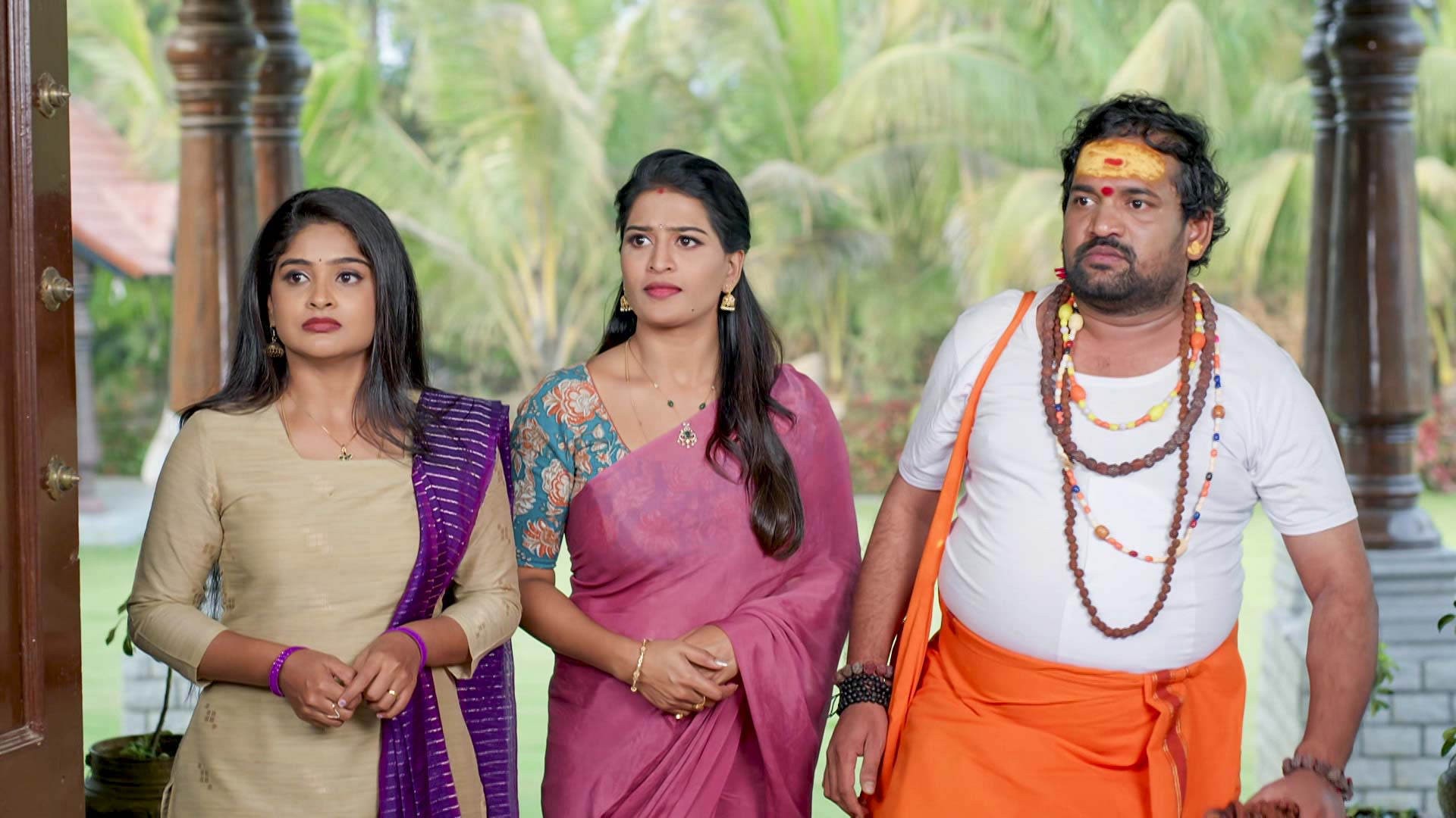 Watch Illu Illalu Pillalu S1 Episode 329 on JioHotstar