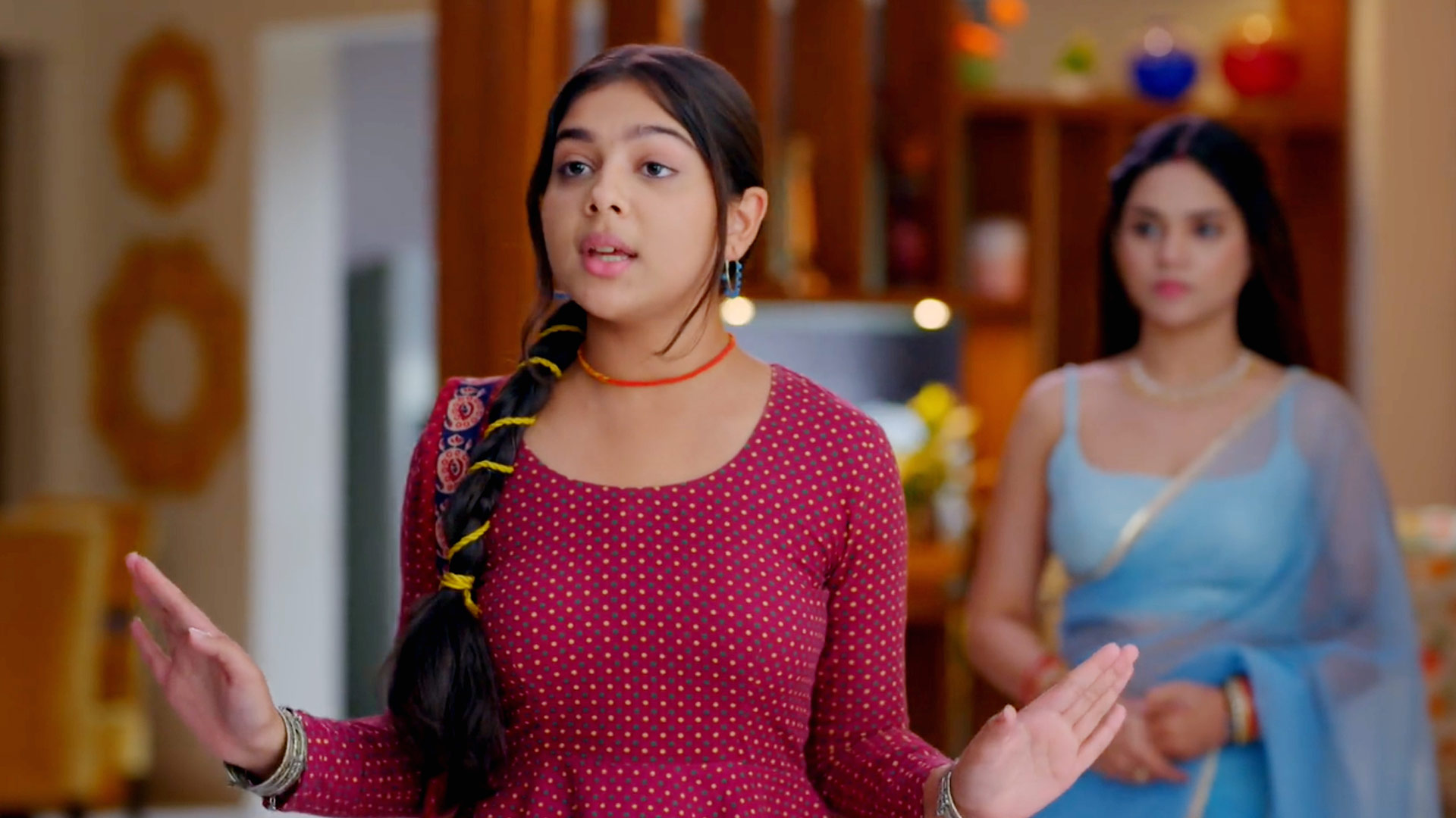 Watch Faltu Returns to the Mittal House Online