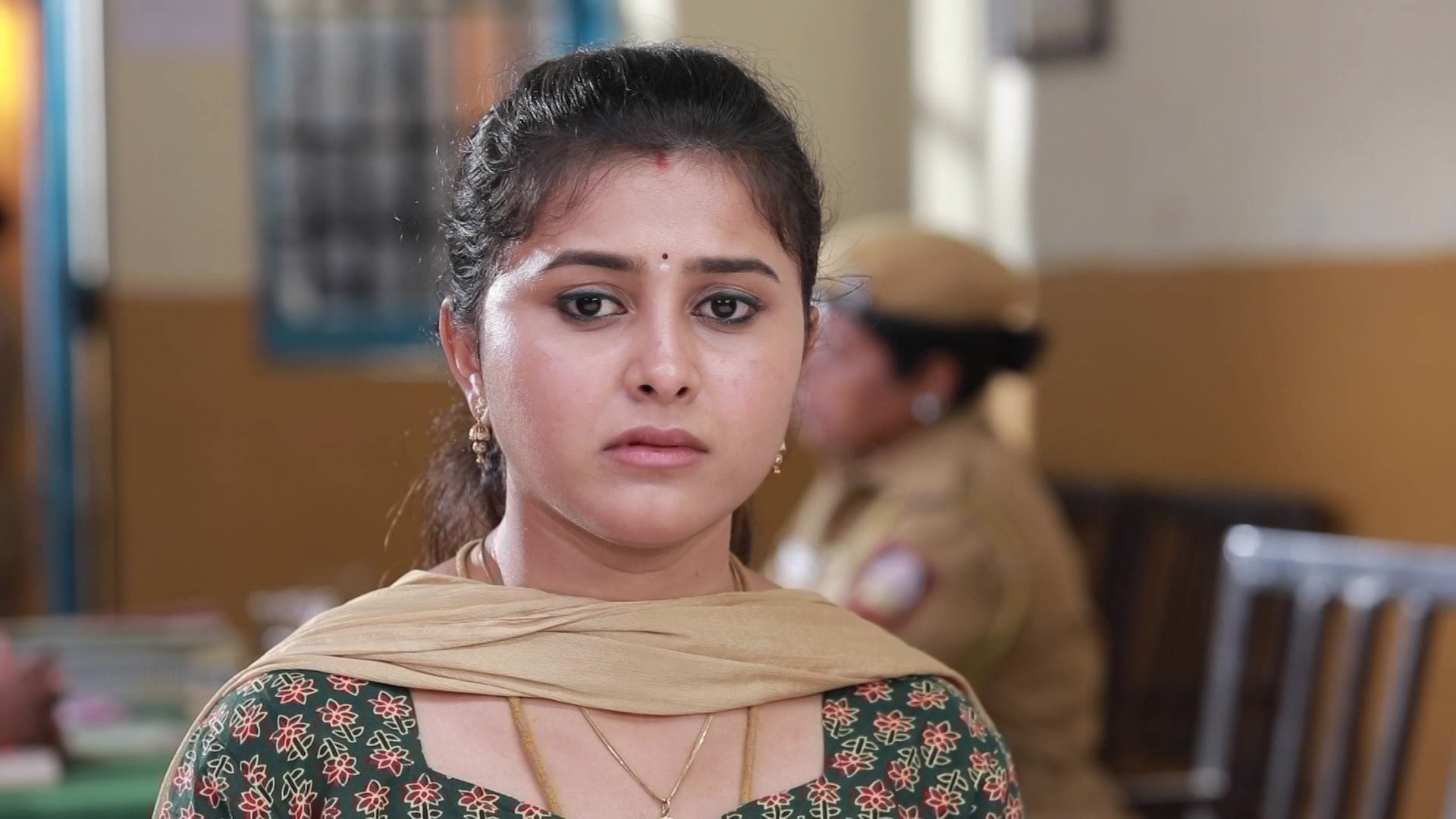 Watch Pandian Stores 2 Episode 330 on JioHotstar