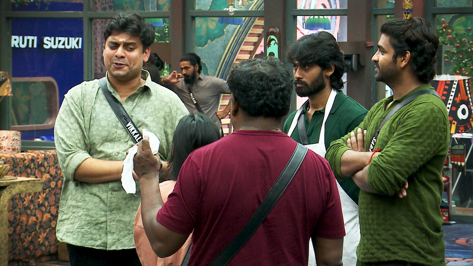 Vikram-Paaru's Altercation - JioHotstar