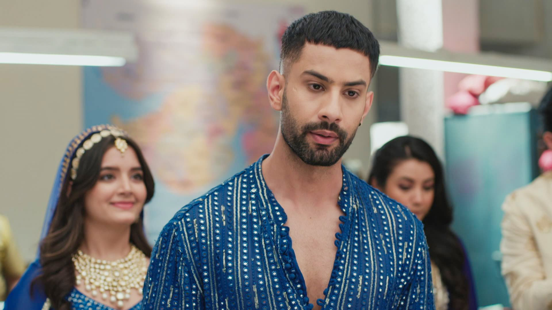 Watch Pandya Store Episode 1080 on JioHotstar