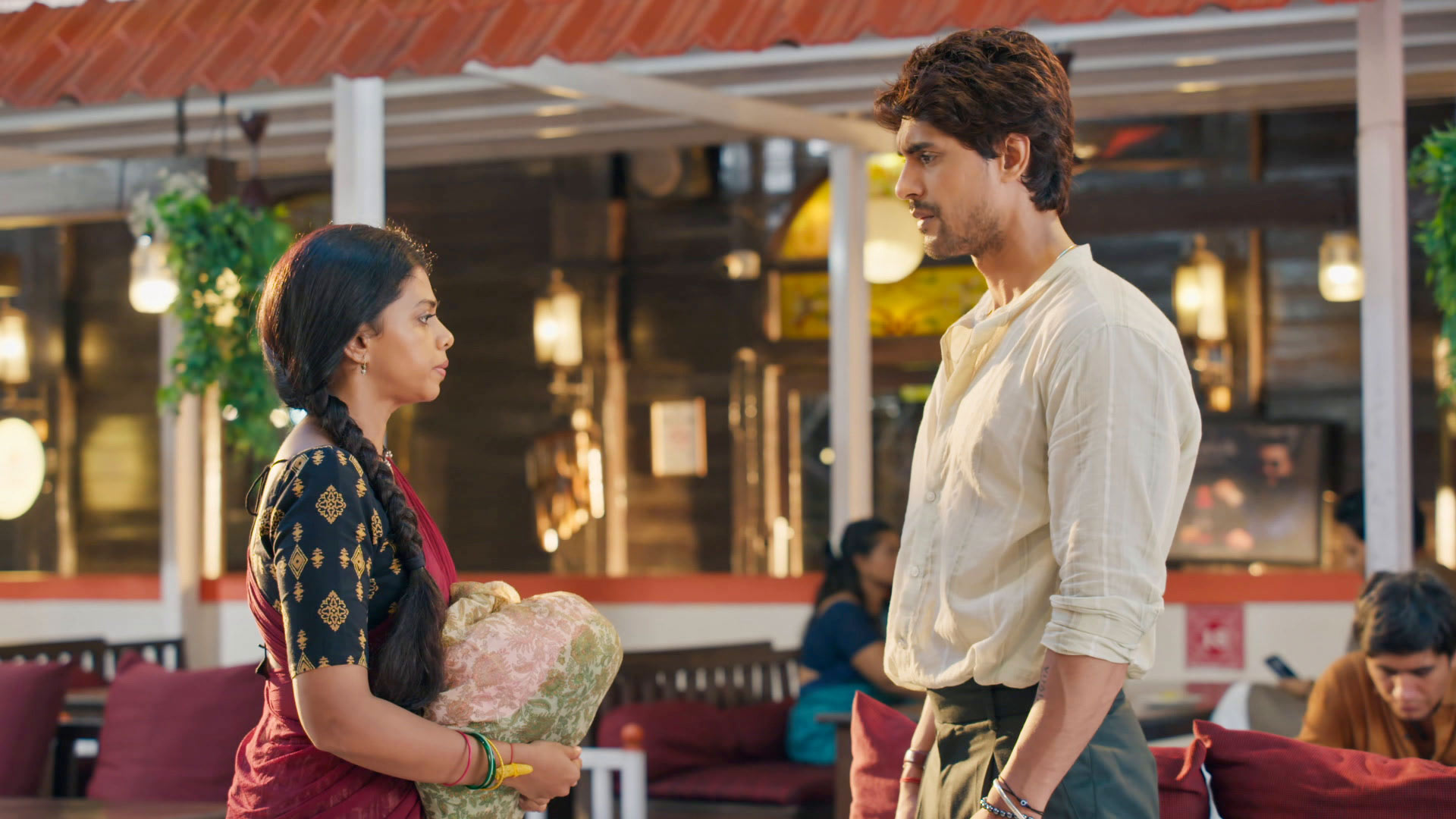 Stream maati-se-bandhi-dor Online | Watcho