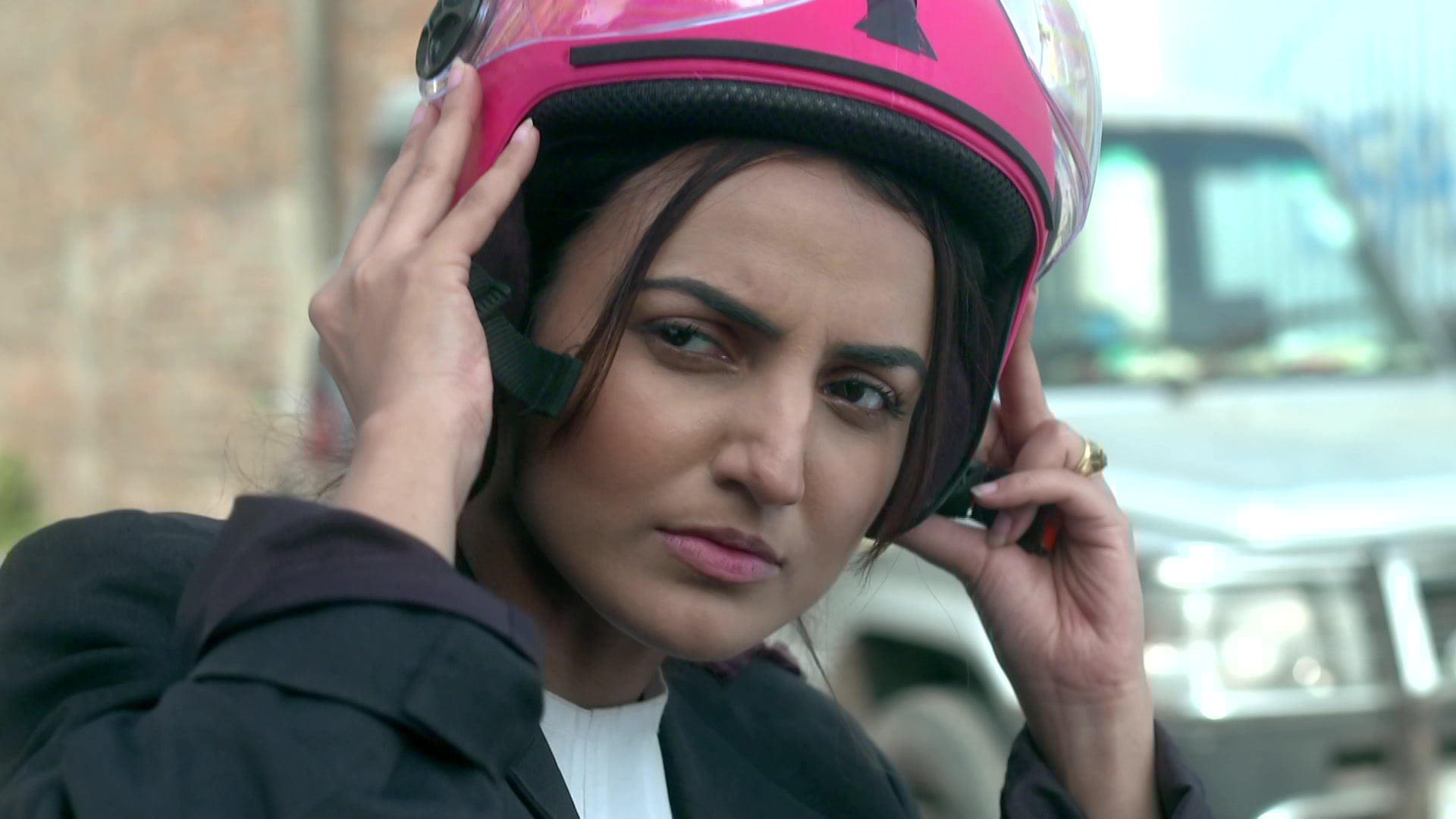 Watch Geeta LL.B Episode 10 on JioHotstar