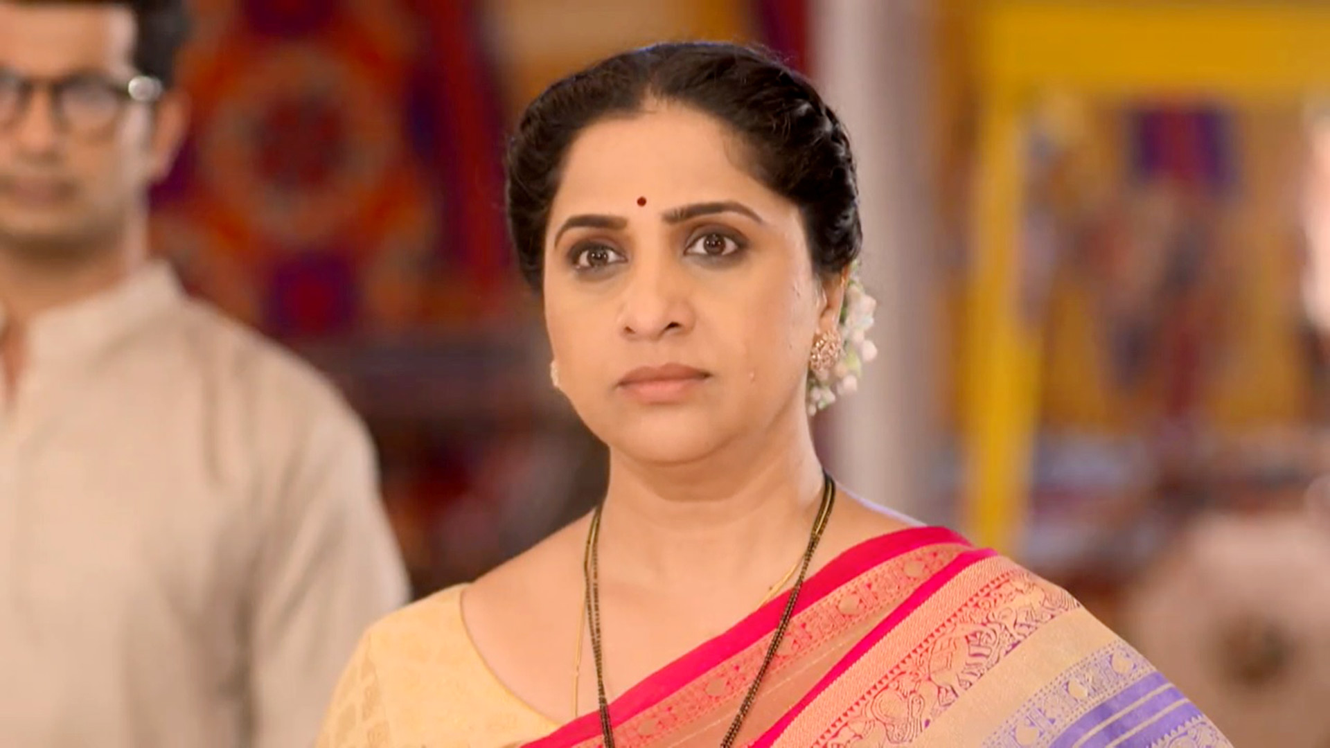 Watch a clip from Arundhati Exposes Vaman Rao - Promo on Hotstar