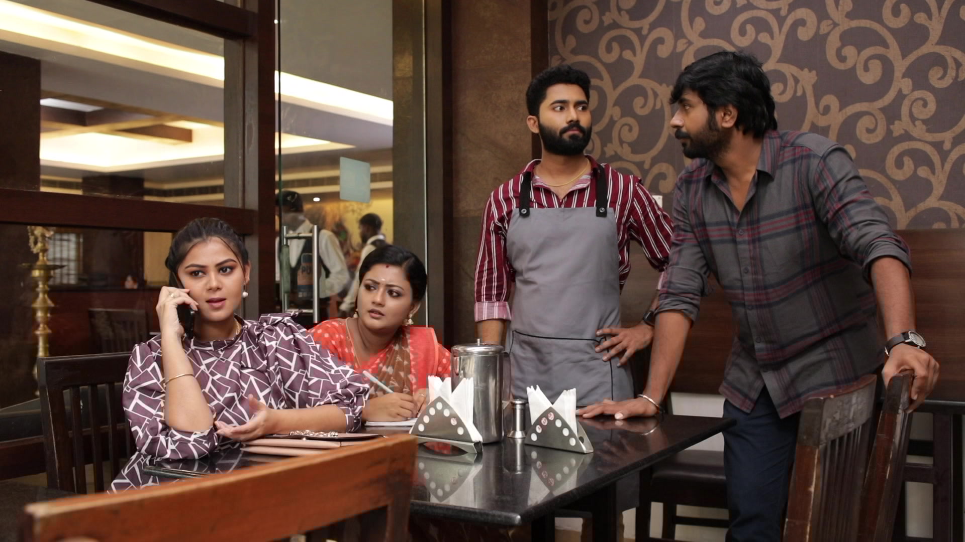 Stream Shruthi Lays a Trap for Manoj Season 3 Episode 431 – Shruthi Lays a Trap for Manoj on Hotstar