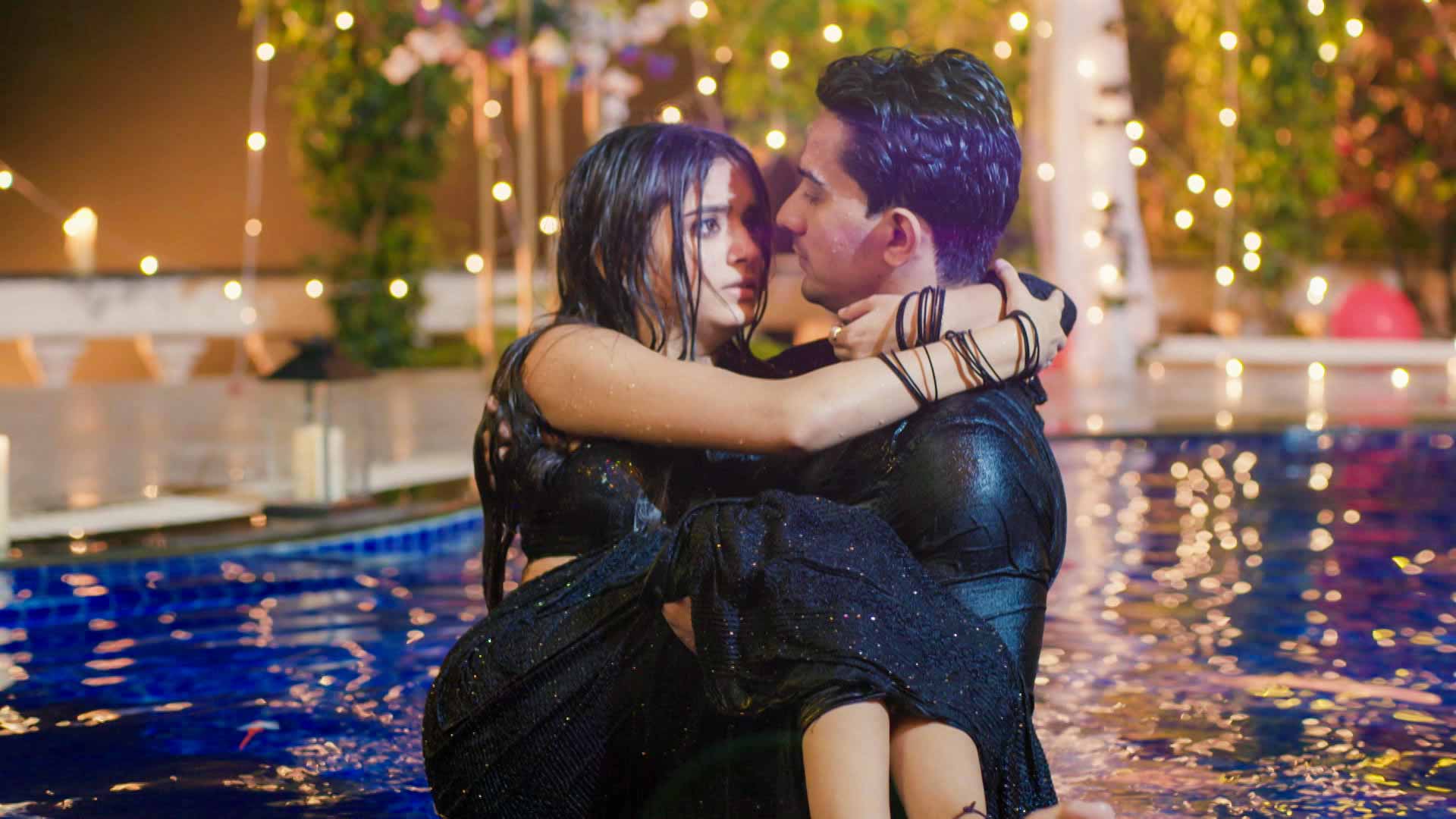 Stream pandya-store Online | Watcho