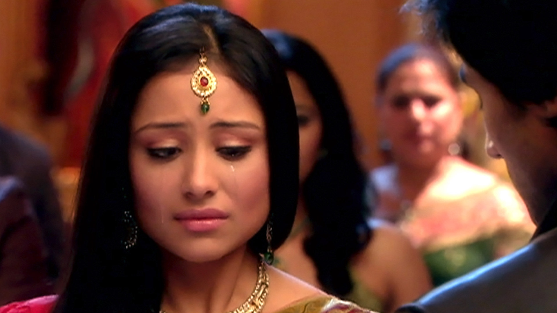 Watch Tere Liye S1 Episode 132 on JioHotstar