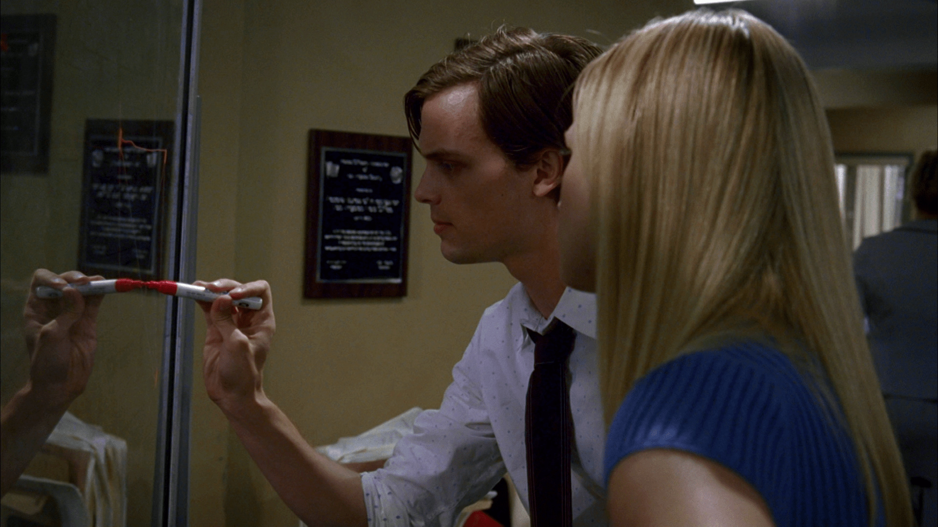 Watch Criminal Minds S2 Episode 4 on Disney+