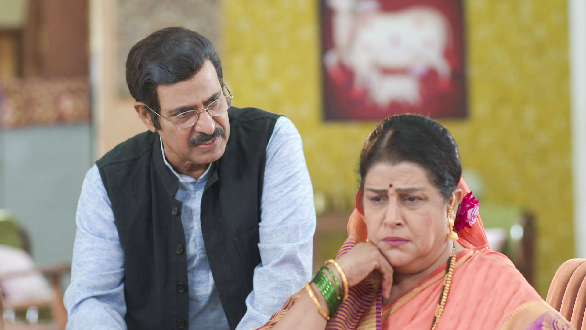 Watch Gharo Ghari Maatichya Chuli S1 Episode 570 on JioHotstar