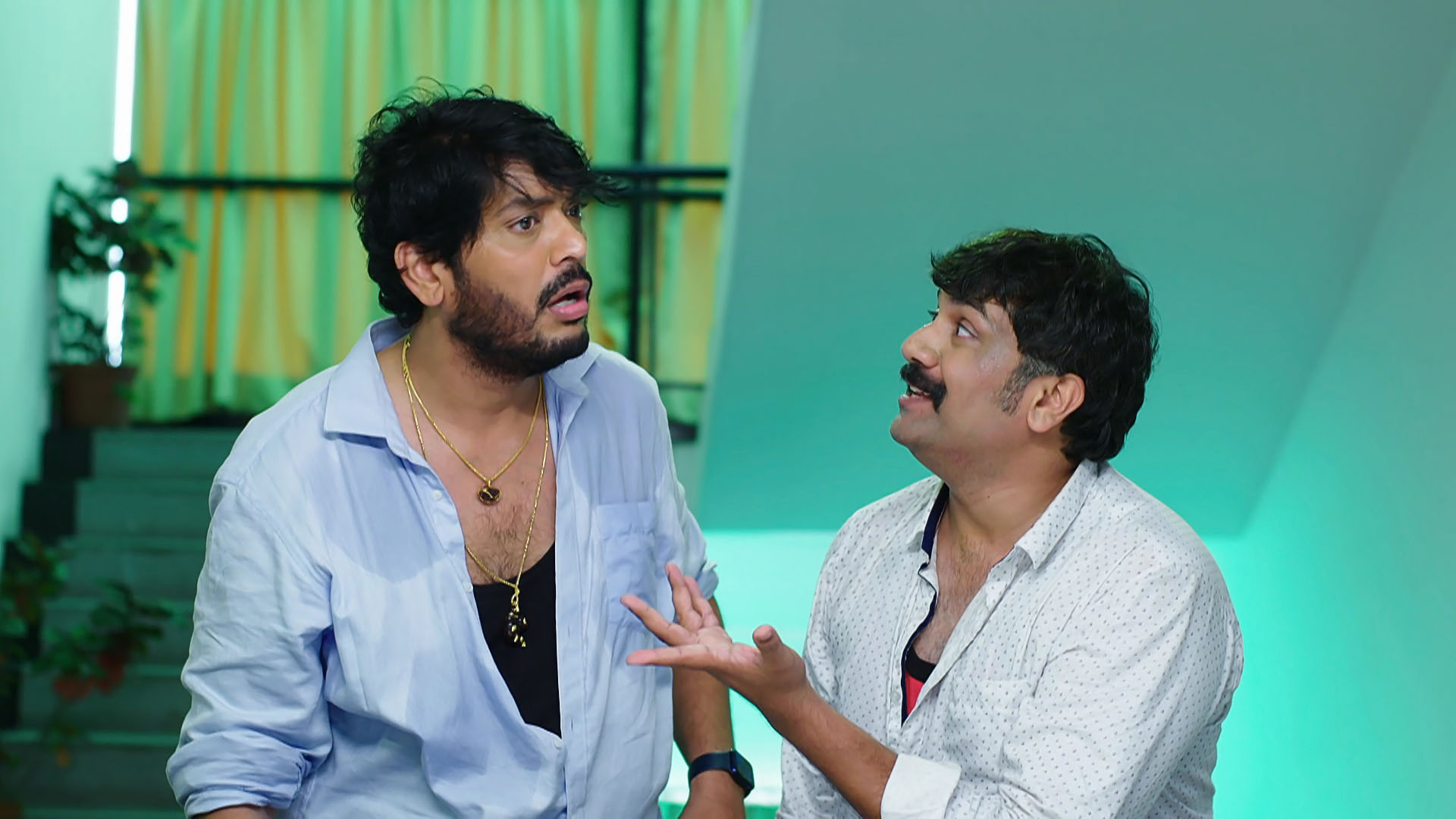 Watch Nandu, Samrat Get Drunk Online