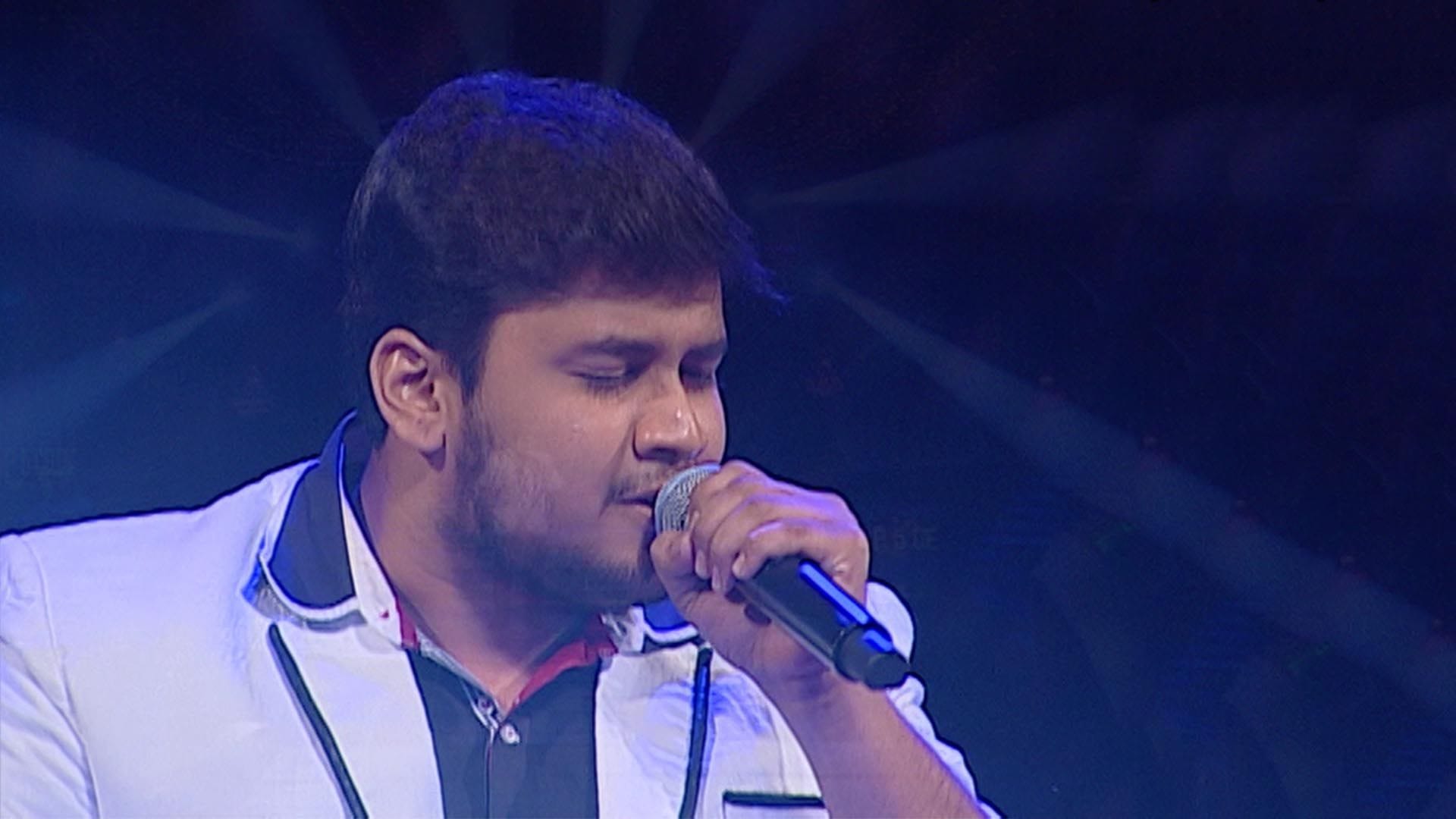 Aravind Srinivas sings Kalloori Saalai - JioHotstar