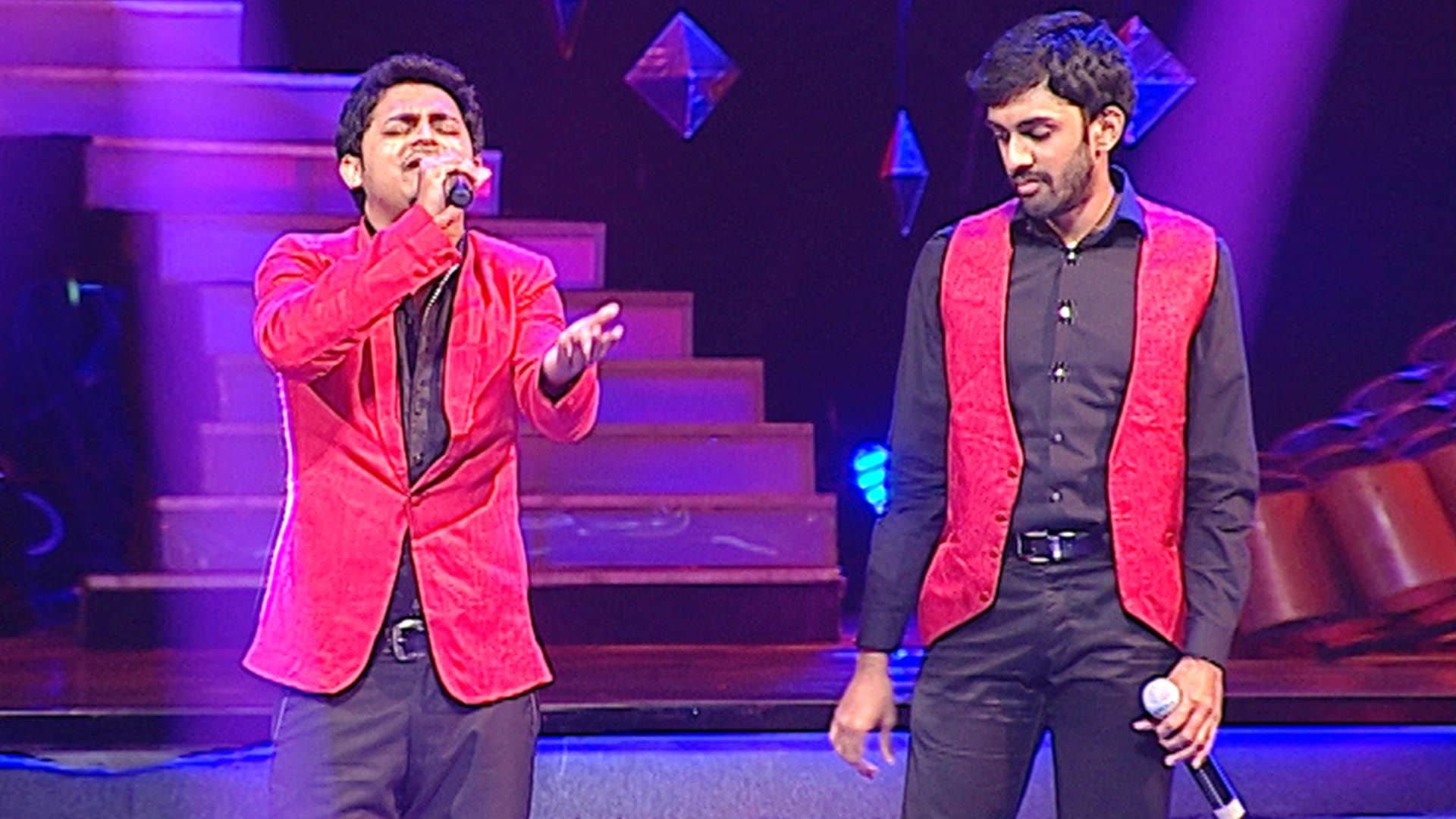 Siyadh and Arjun sing Aval Oru Navarasa Naadagam - JioHotstar