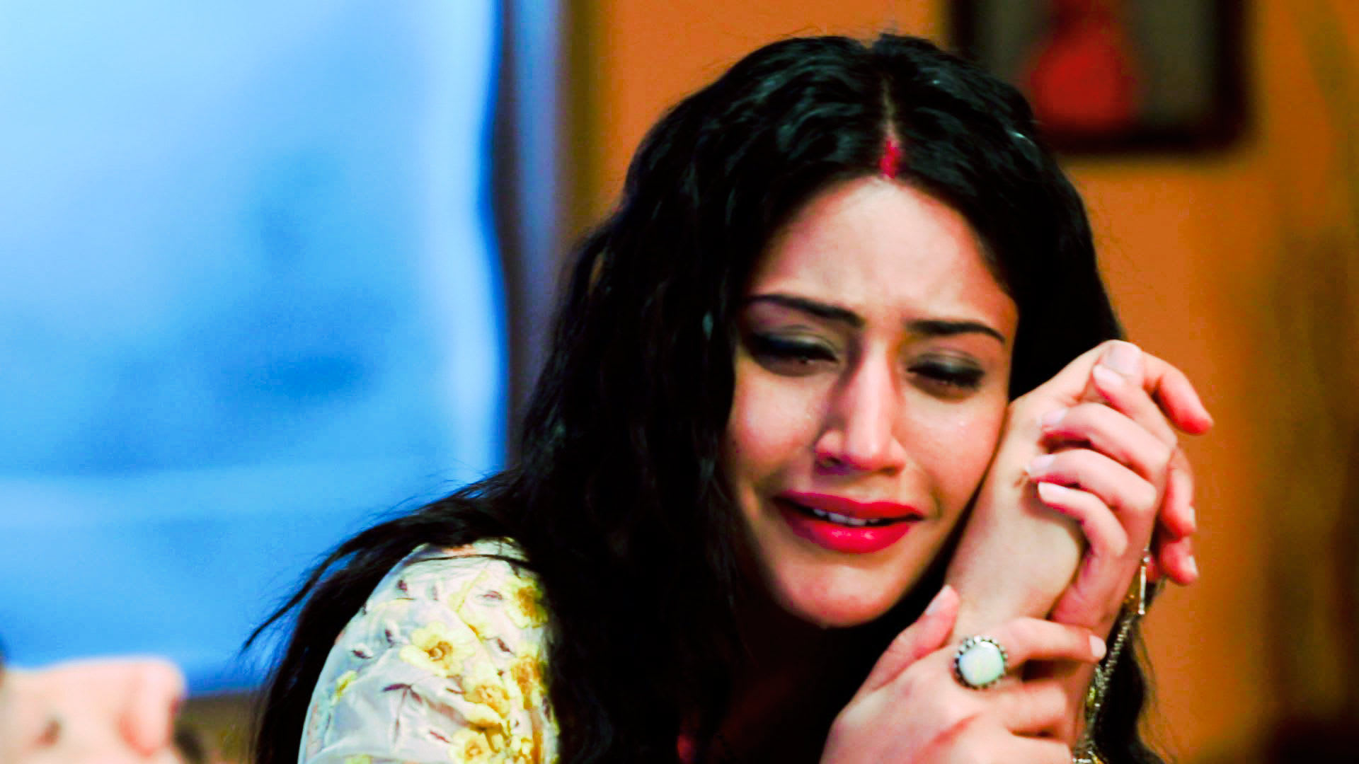 Anika's Tears Bring Shivaay Back - JioHotstar