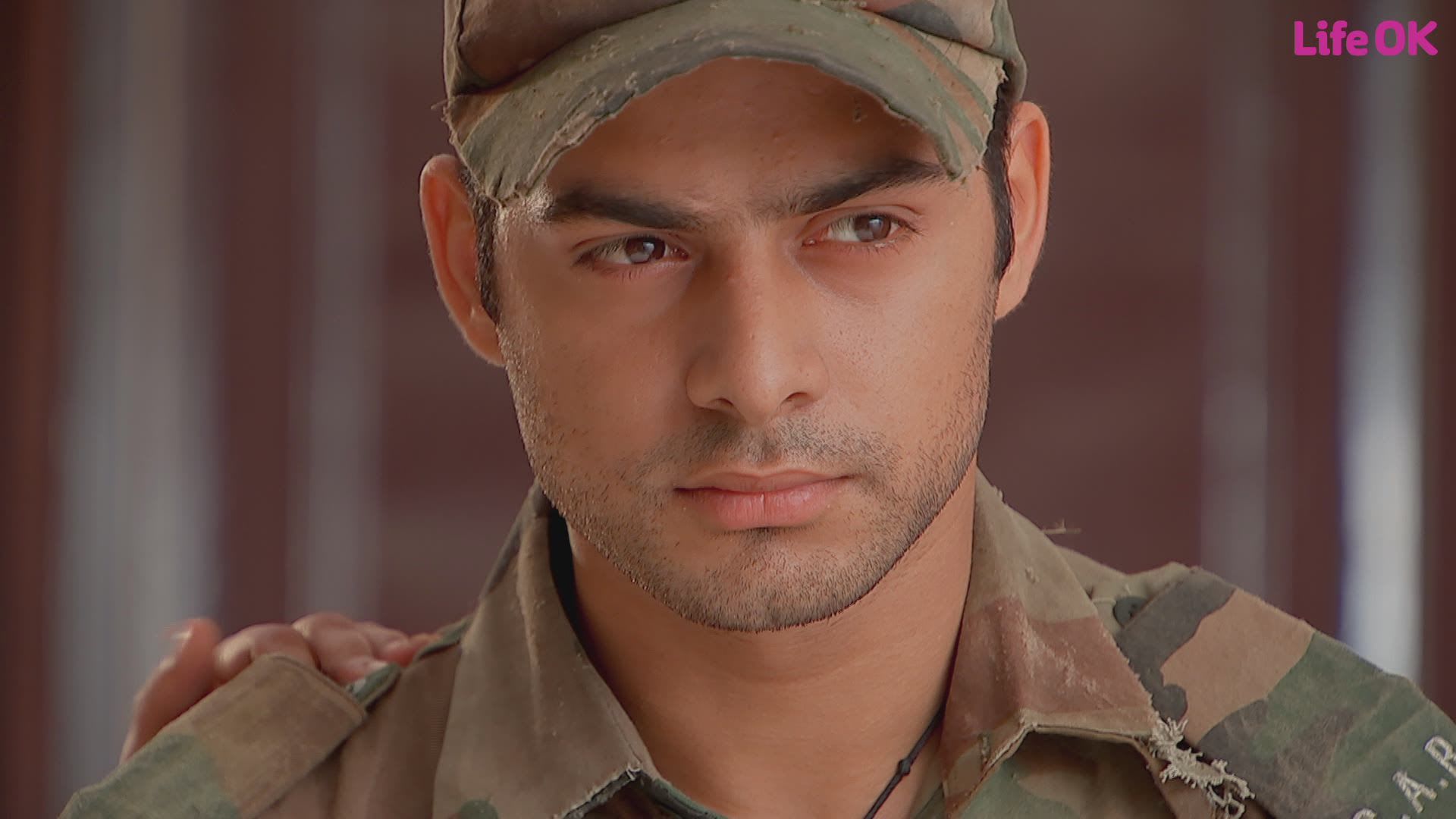 Watch Sameer ignores Meher Online