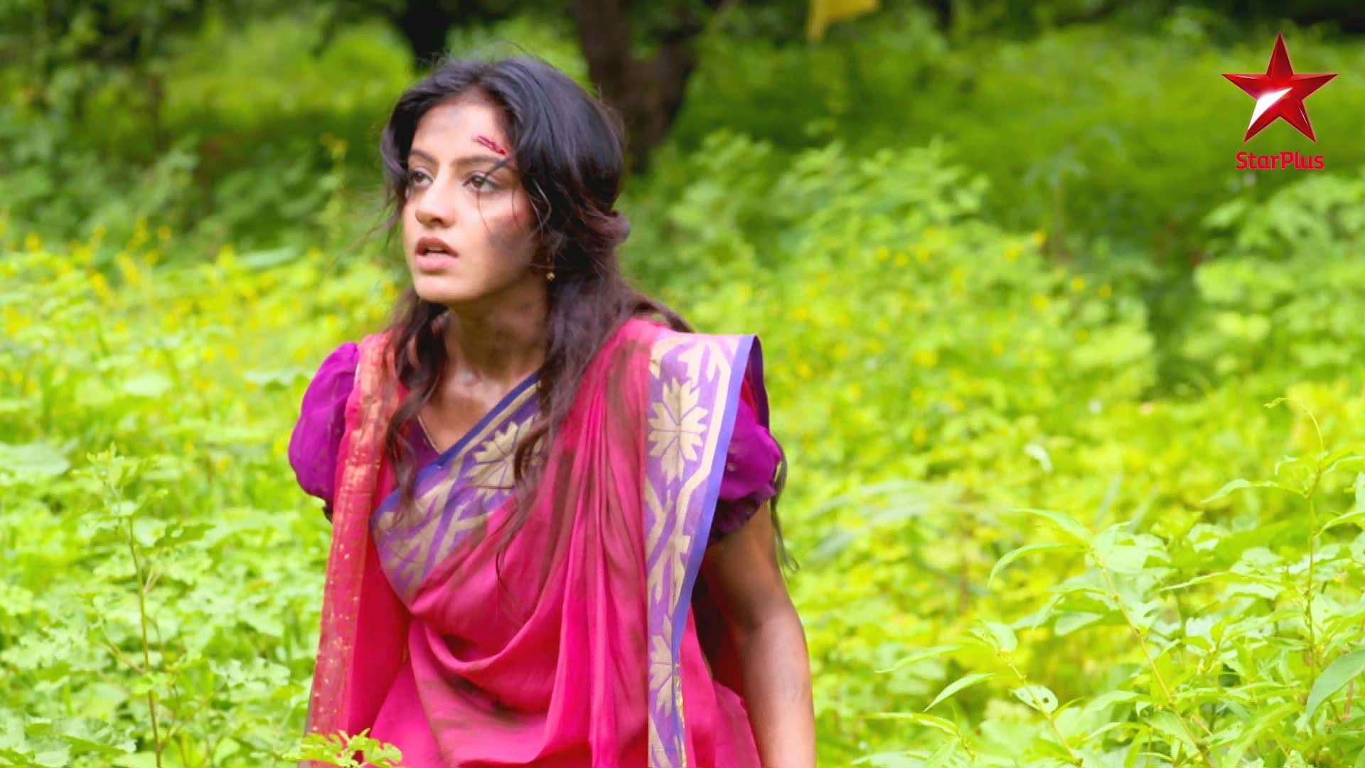 Watch Diya Aur Baati Hum Episode 5 on JioHotstar