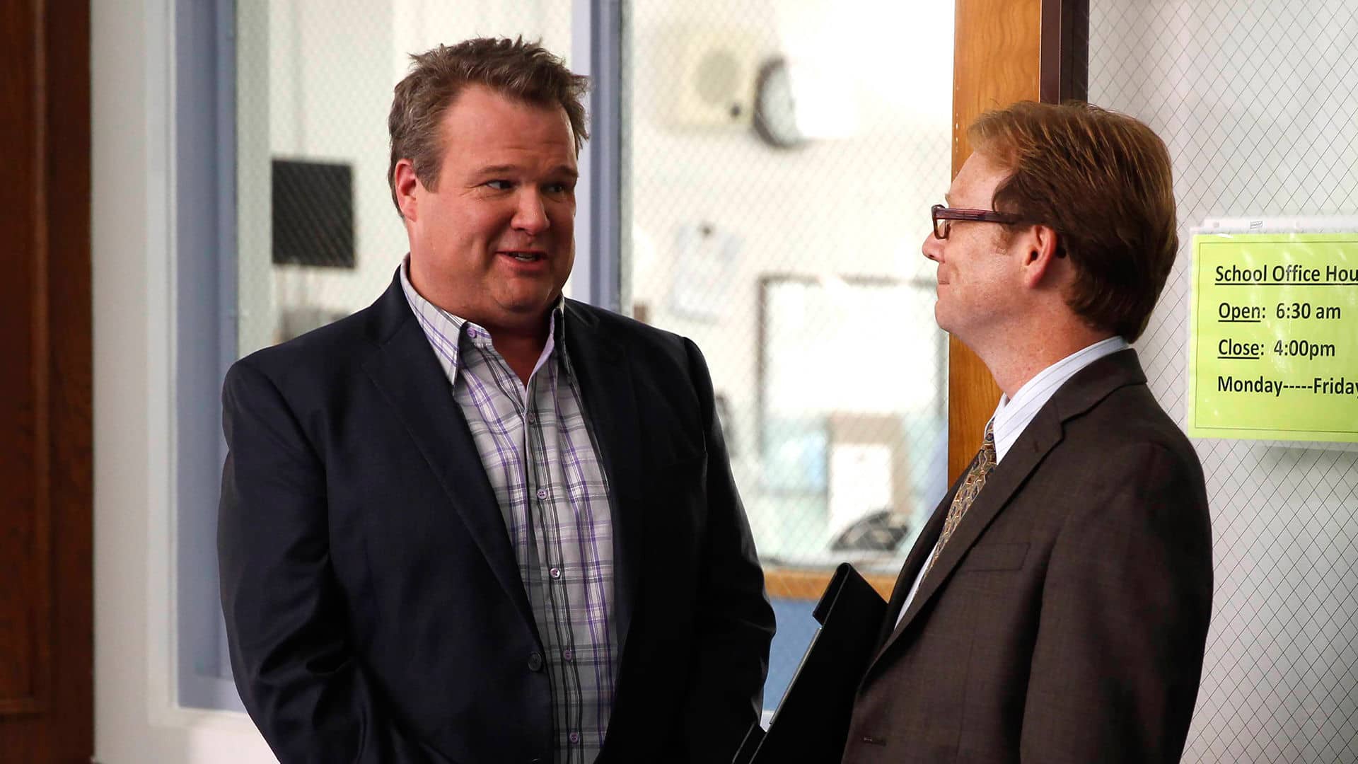 Watch Modern Family S5 Episode 2 On Disney Hotstar