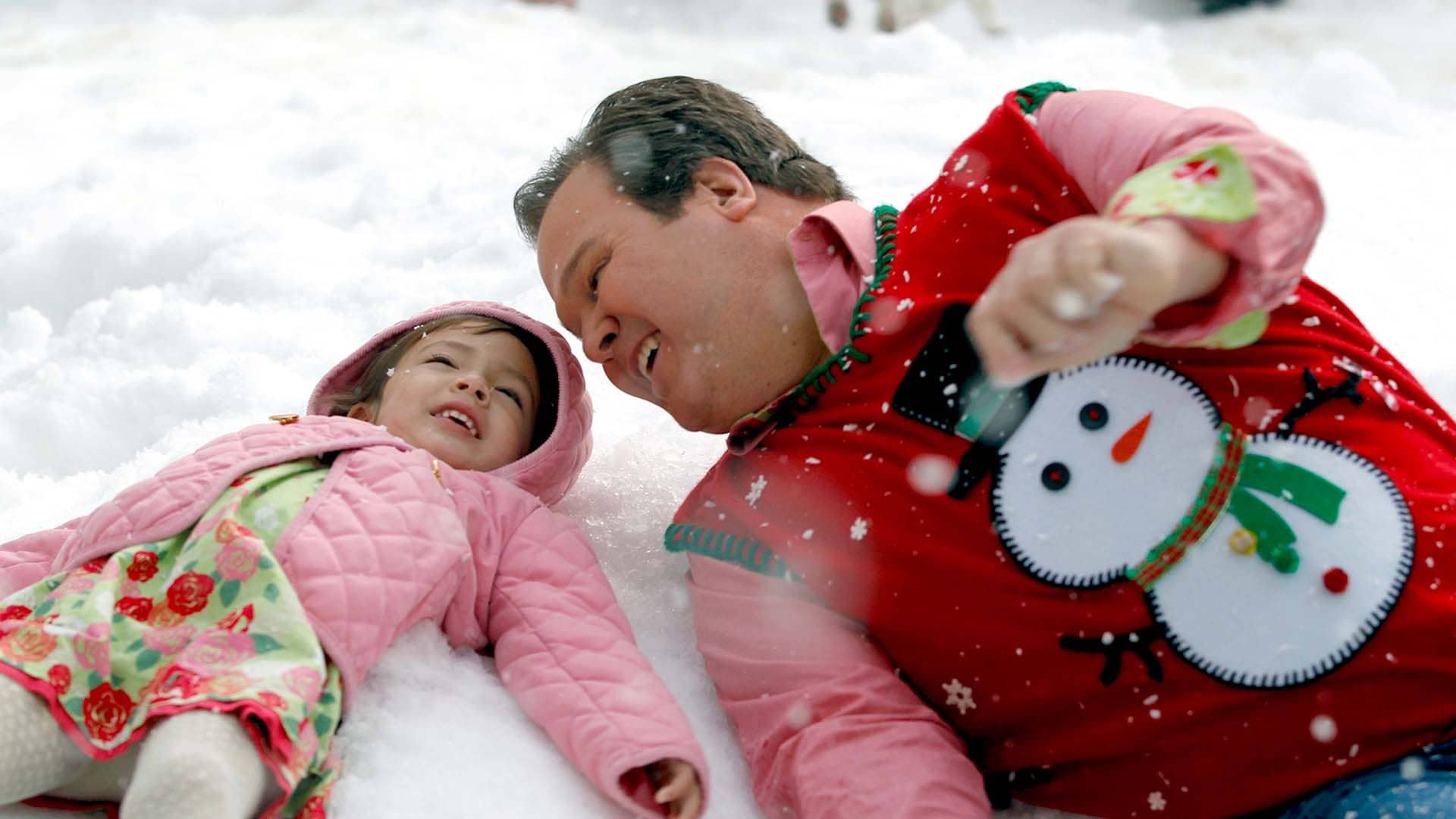 Stream Express Christmas Season 3 Episode 10 – Express Christmas on Disney+