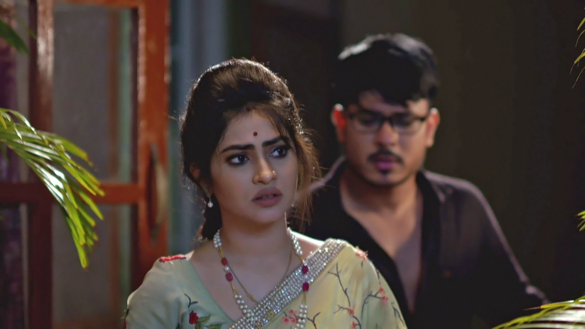 Watch Mayar Badhon S7 Episode 154 on JioHotstar