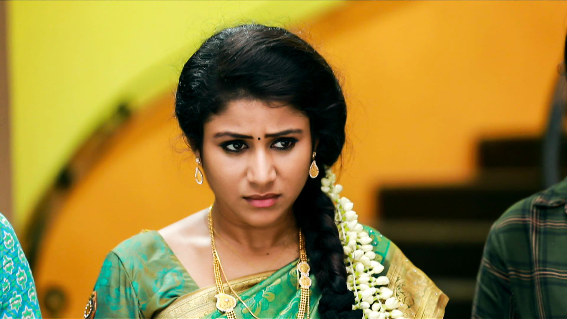 Stream Groom's Family Likes Sembaruthi Season 1 Episode 25 – Groom's ...