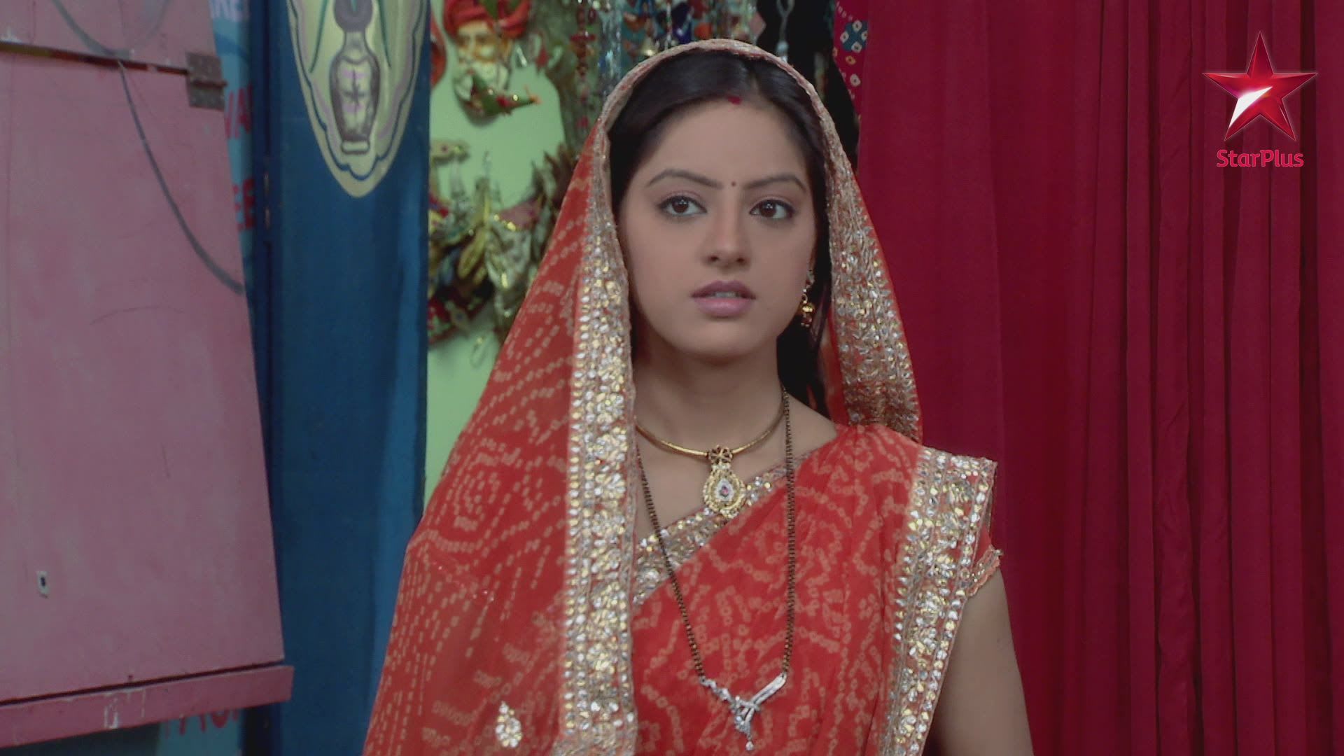 Watch Diya Aur Baati Hum Episode 38 on JioHotstar