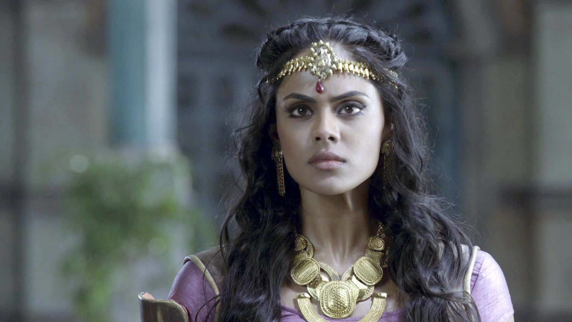 Watch aarambh-kahani-devsena-ki only on Watcho