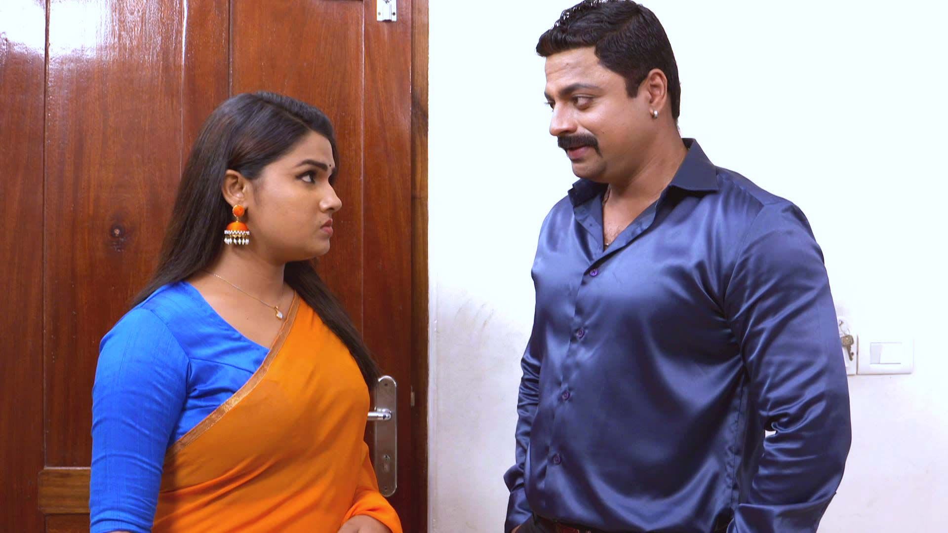Watch Prakash Plots Against Lakshmi Online