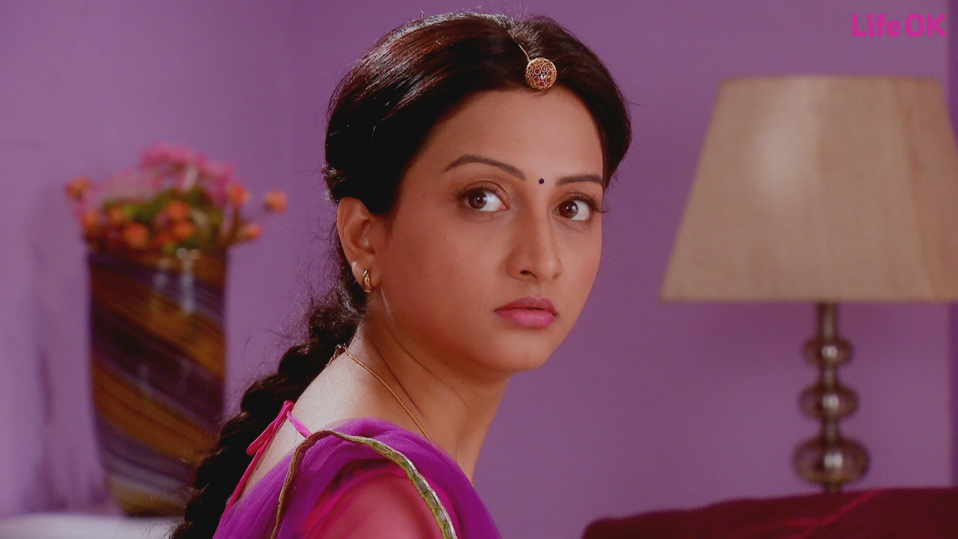 Watch tumhari-paakhi only on Watcho