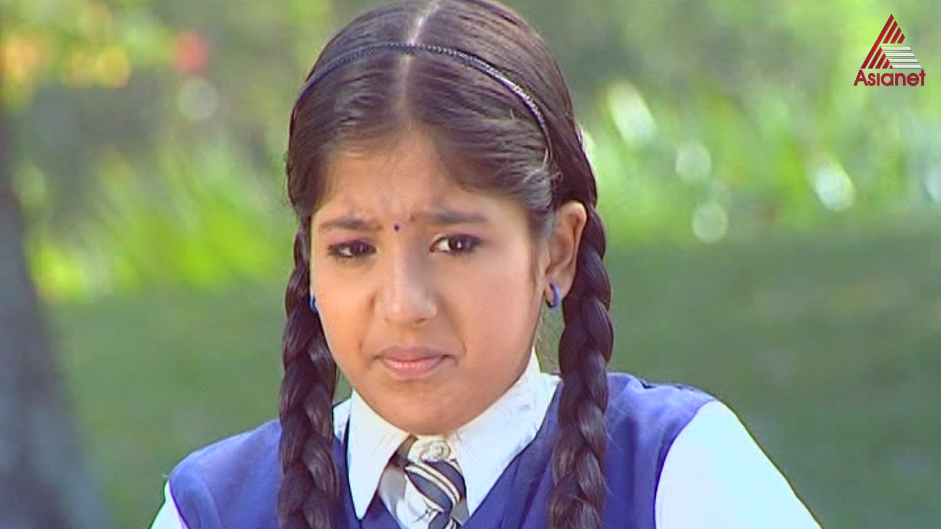 Watch Balaganapathy S10 Episode 1 on JioHotstar