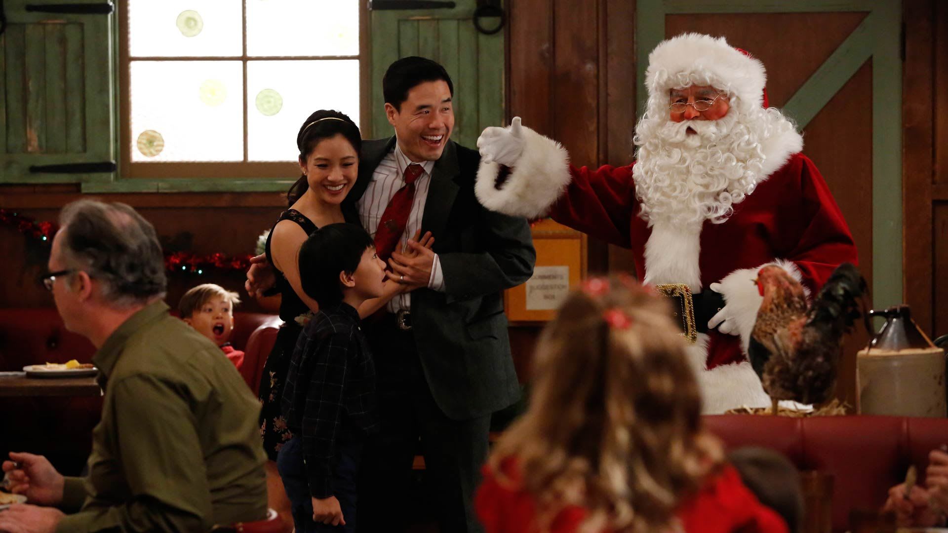 Stream The Real Santa Season 2 Episode 10 – The Real Santa on Disney+