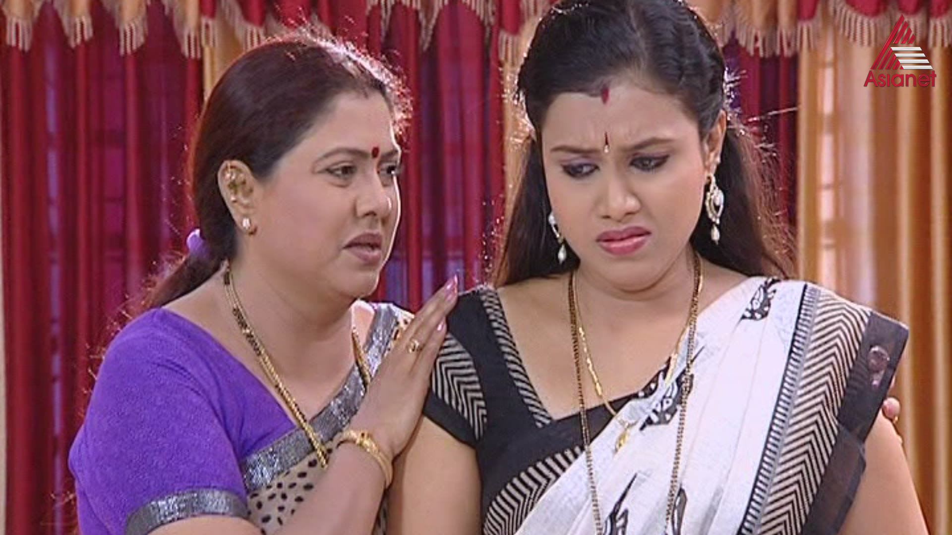 Watch Sthreedhanam S23 Episode 2 on Disney+ Hotstar