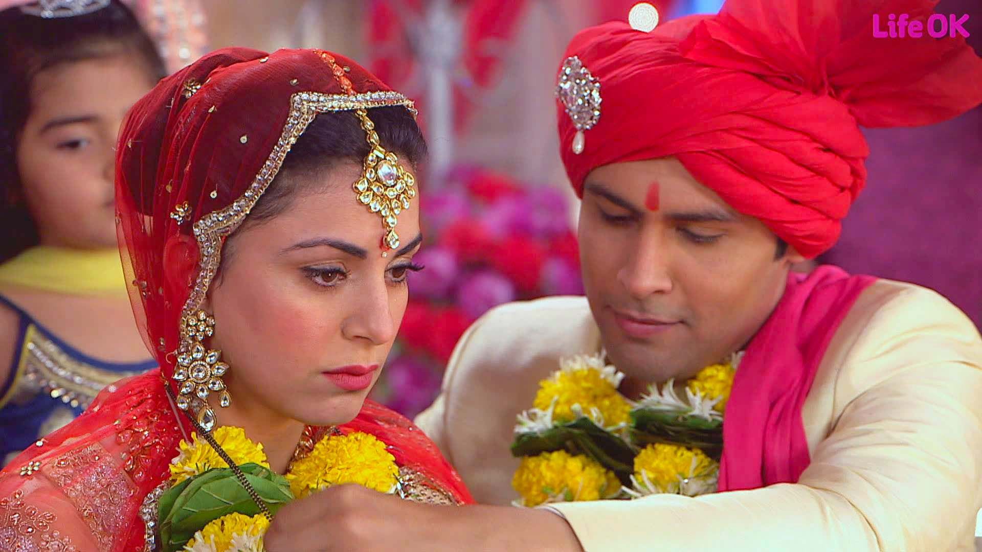 Watch Dream Girl Episode 34 on JioHotstar