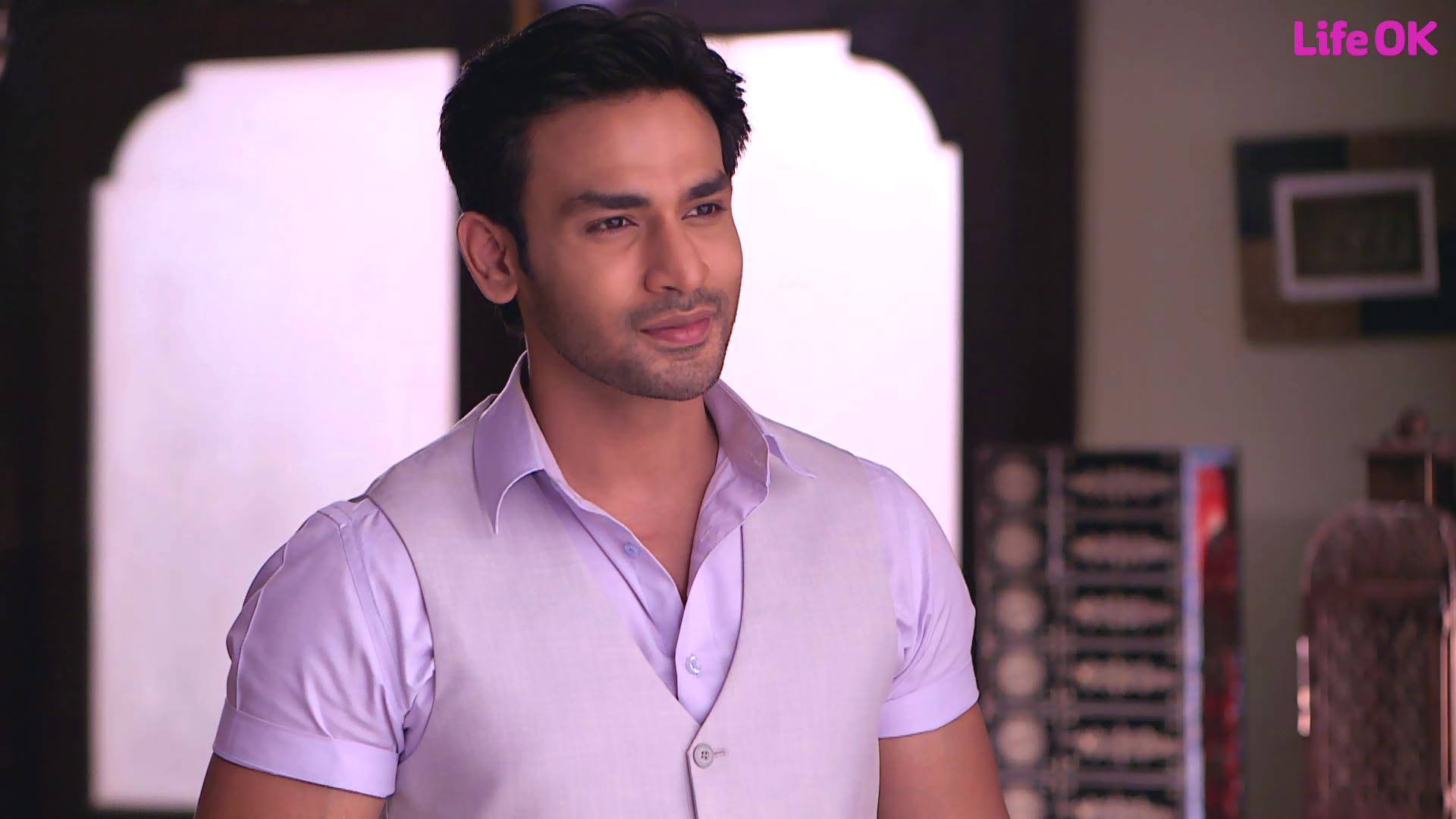 Watch Piya Rangrezz Episode 1 on JioHotstar