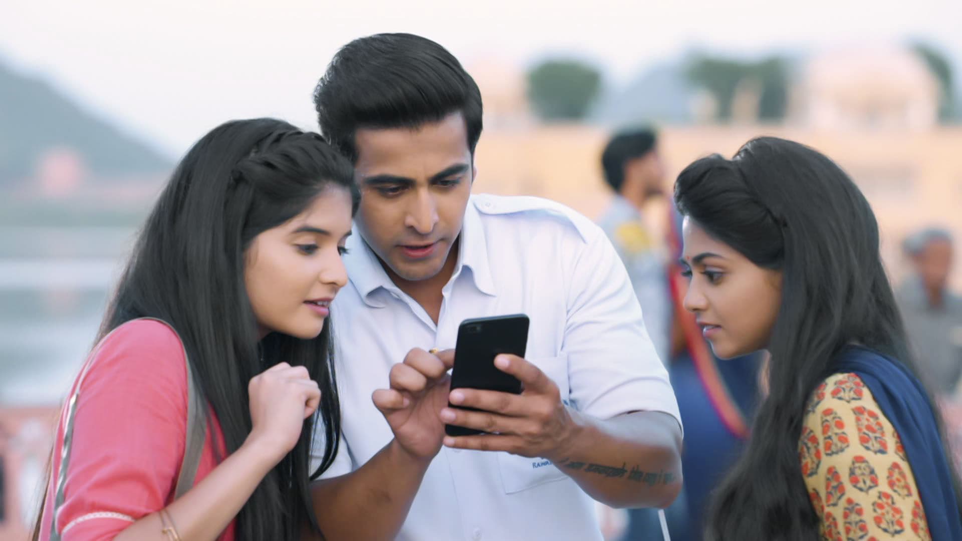 Watch Jiji Maa Episode 10 on JioHotstar