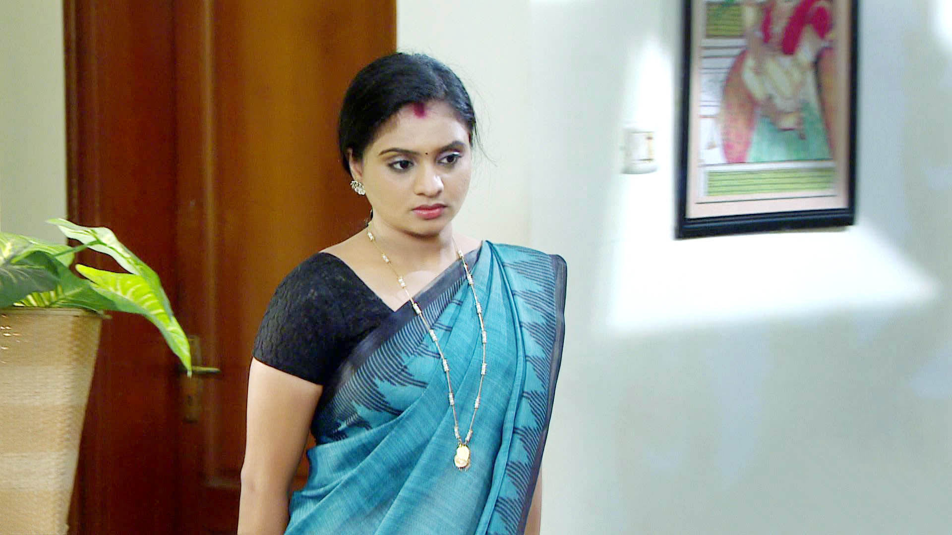 Watch Parasparam S28 Episode 20 on JioHotstar