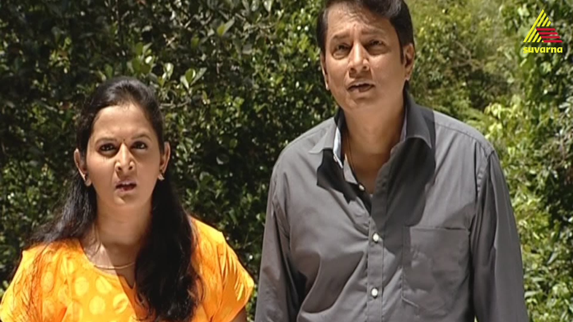 Watch Samarth & Prarthana at a temple Online