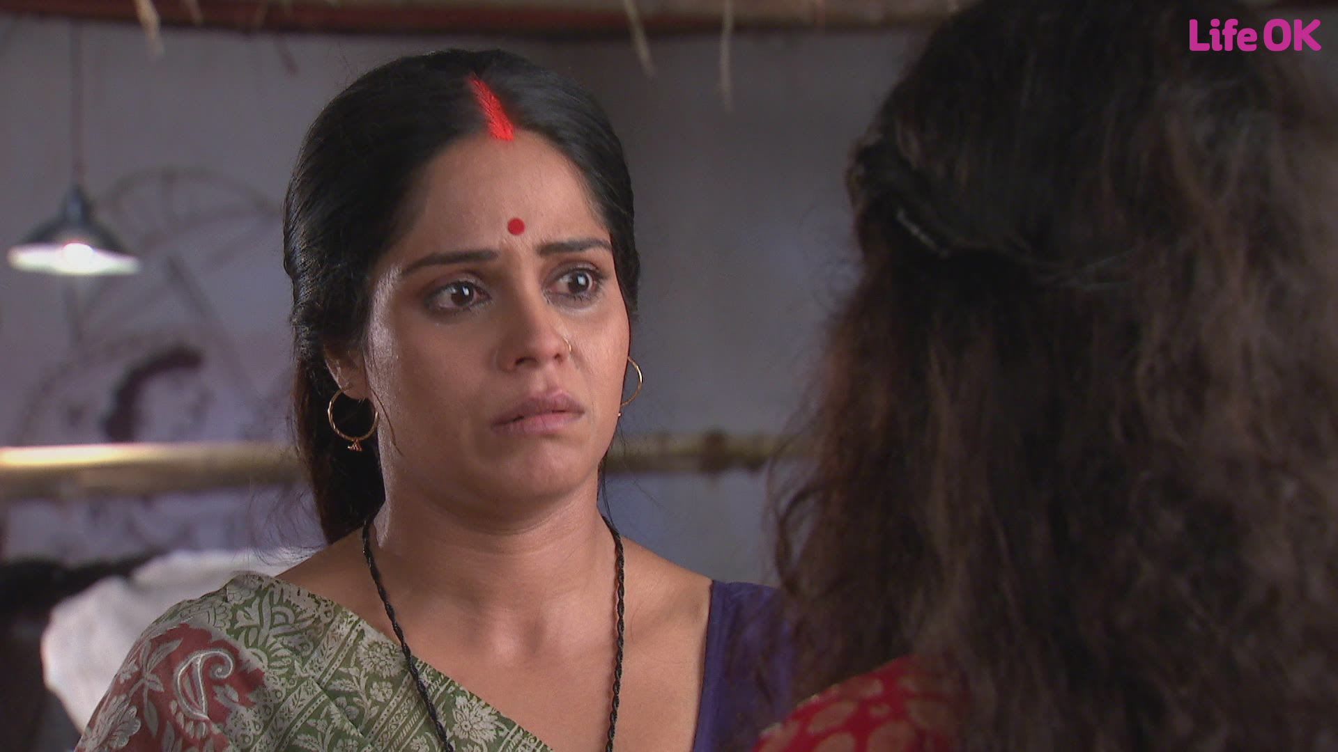 Watch Gustakh Dil Episode 17 on JioHotstar