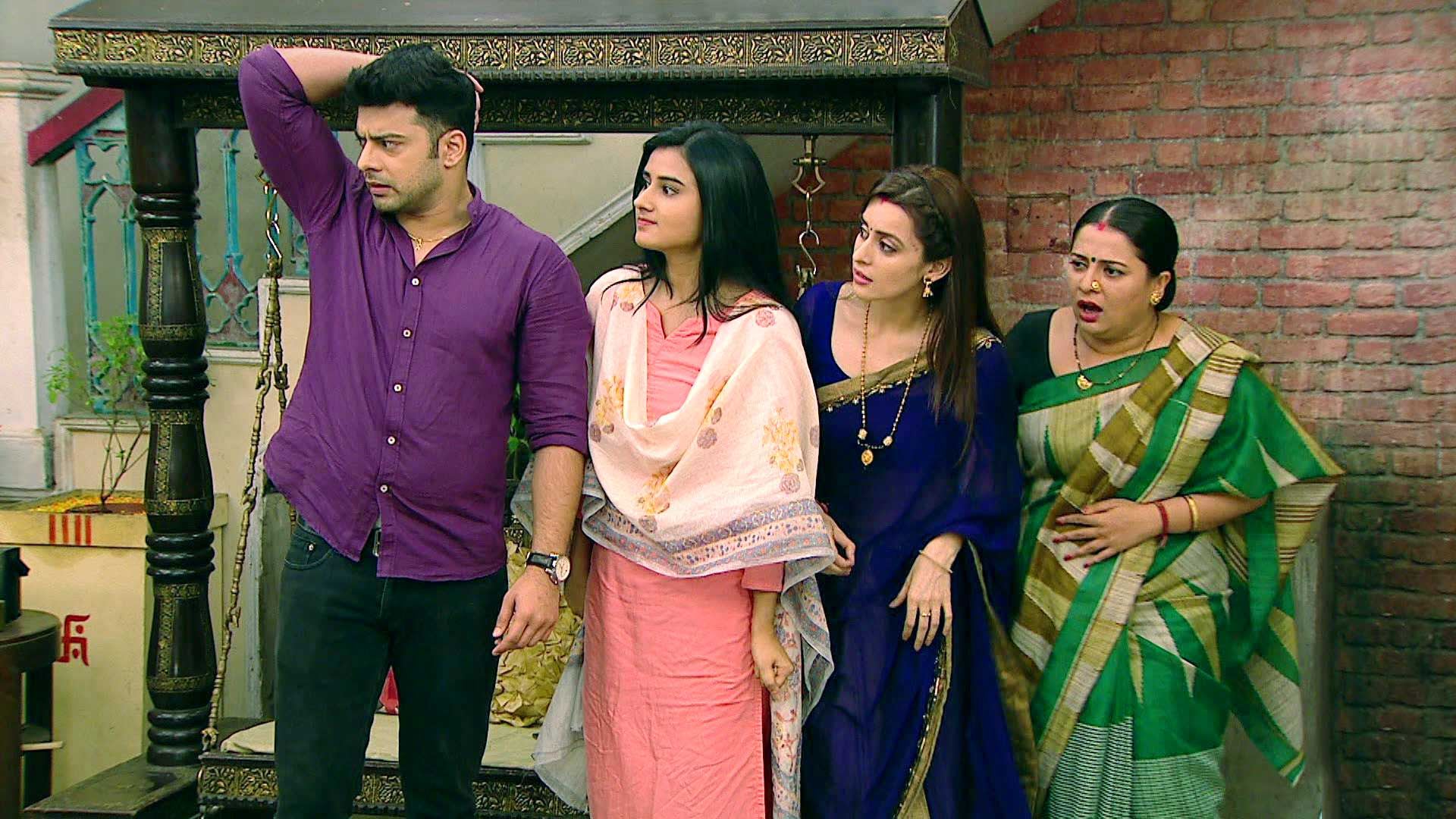 Watch Mere Angne Mein S11 Episode 51 on JioHotstar