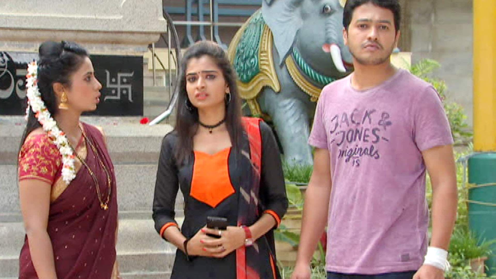 Watch Jeevana Chaitra S3 Episode 46 on JioHotstar