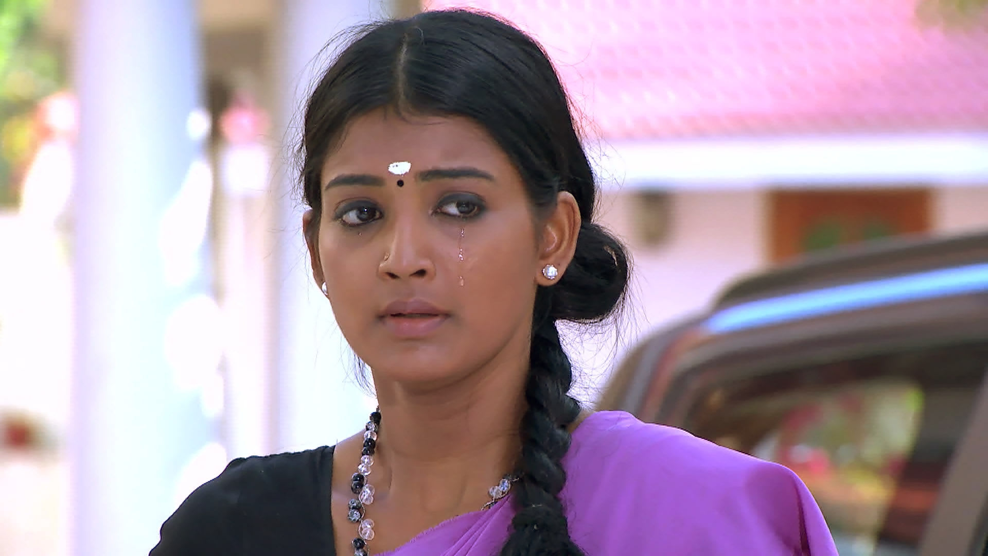 Watch Neelakkuyil S1 Episode 27 on JioHotstar