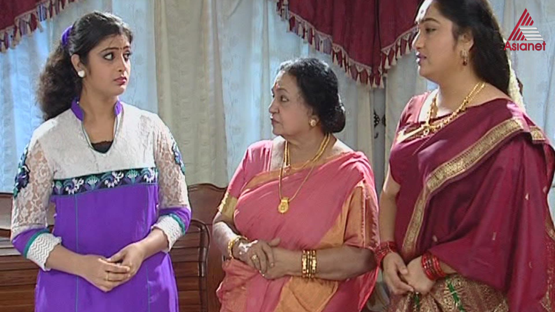 Watch Chandanamazha Episode 34 on JioHotstar