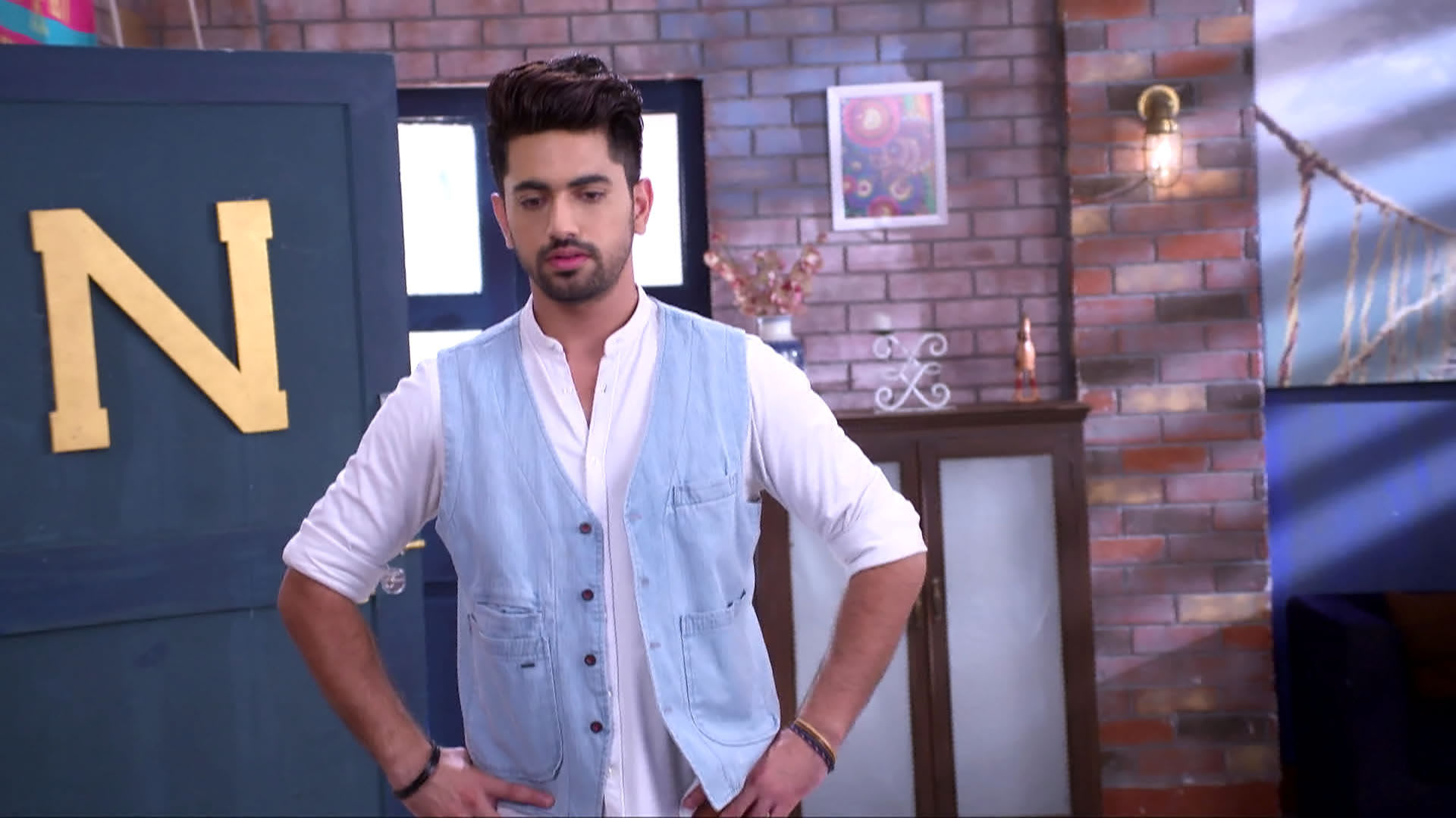 Stream vezhambal Online | Watcho