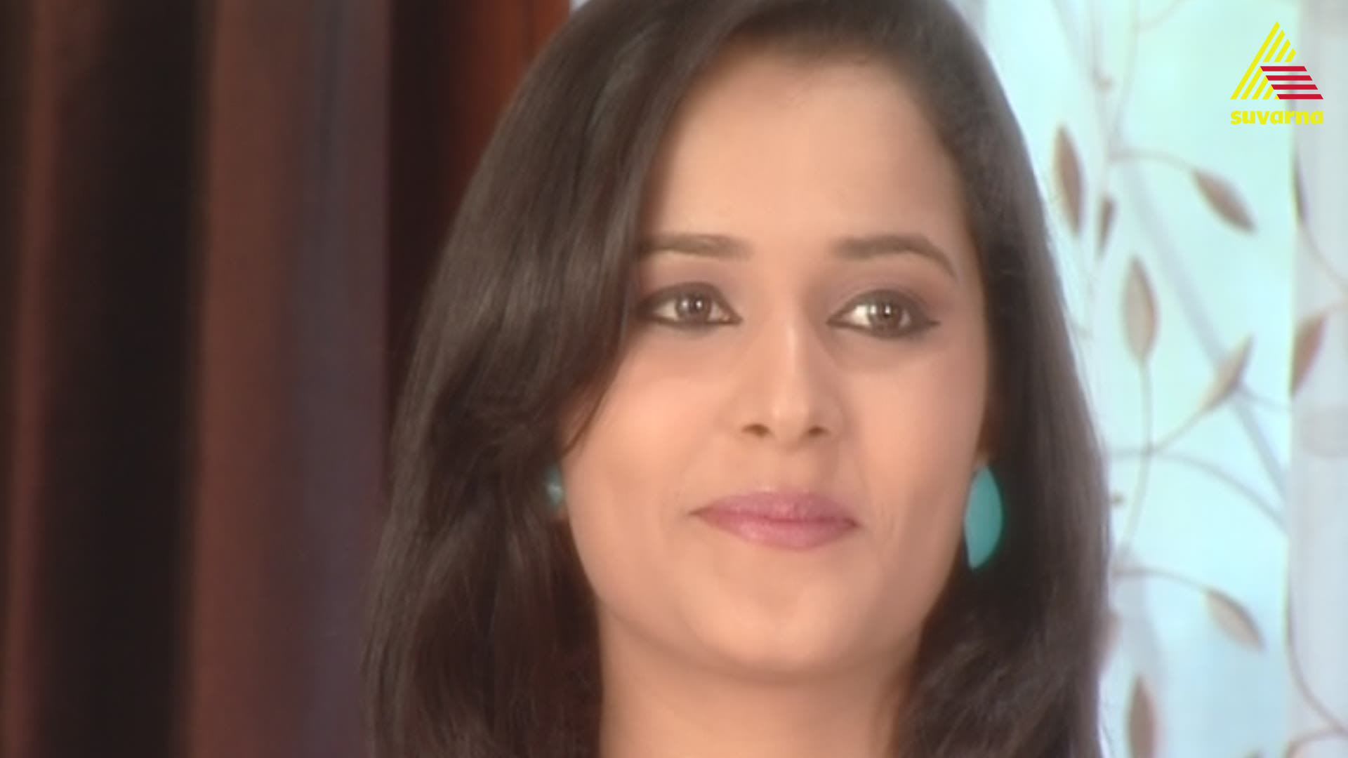 Watch Khushi saves the day Online